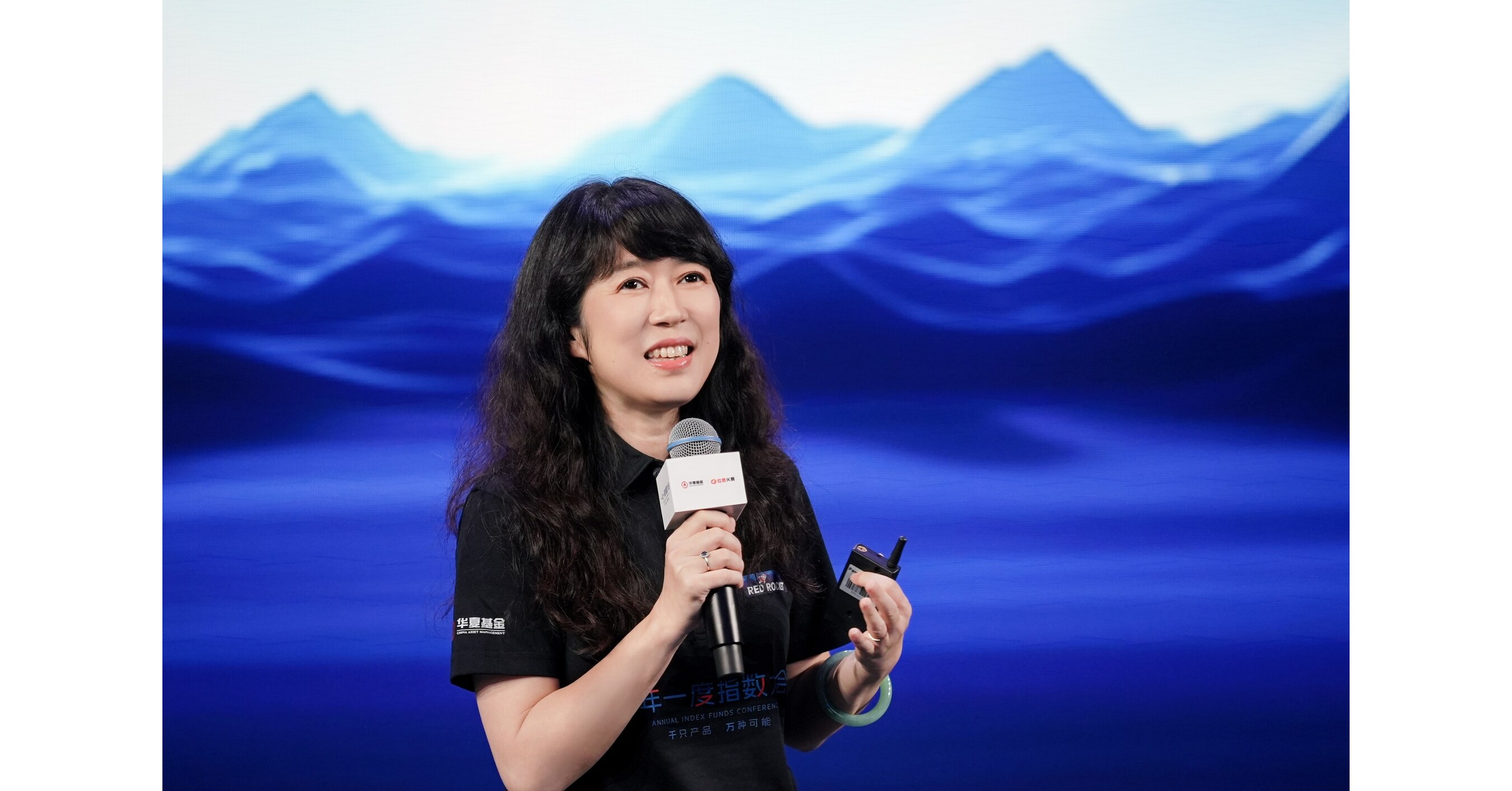 Chinese investors offered an index analytics tool, for free