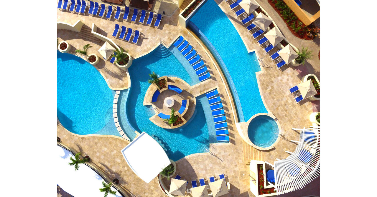 Unwrap Holiday Vacations Early with Divi Resorts & SAVE up to 35% OFF Winter Travel to the ...