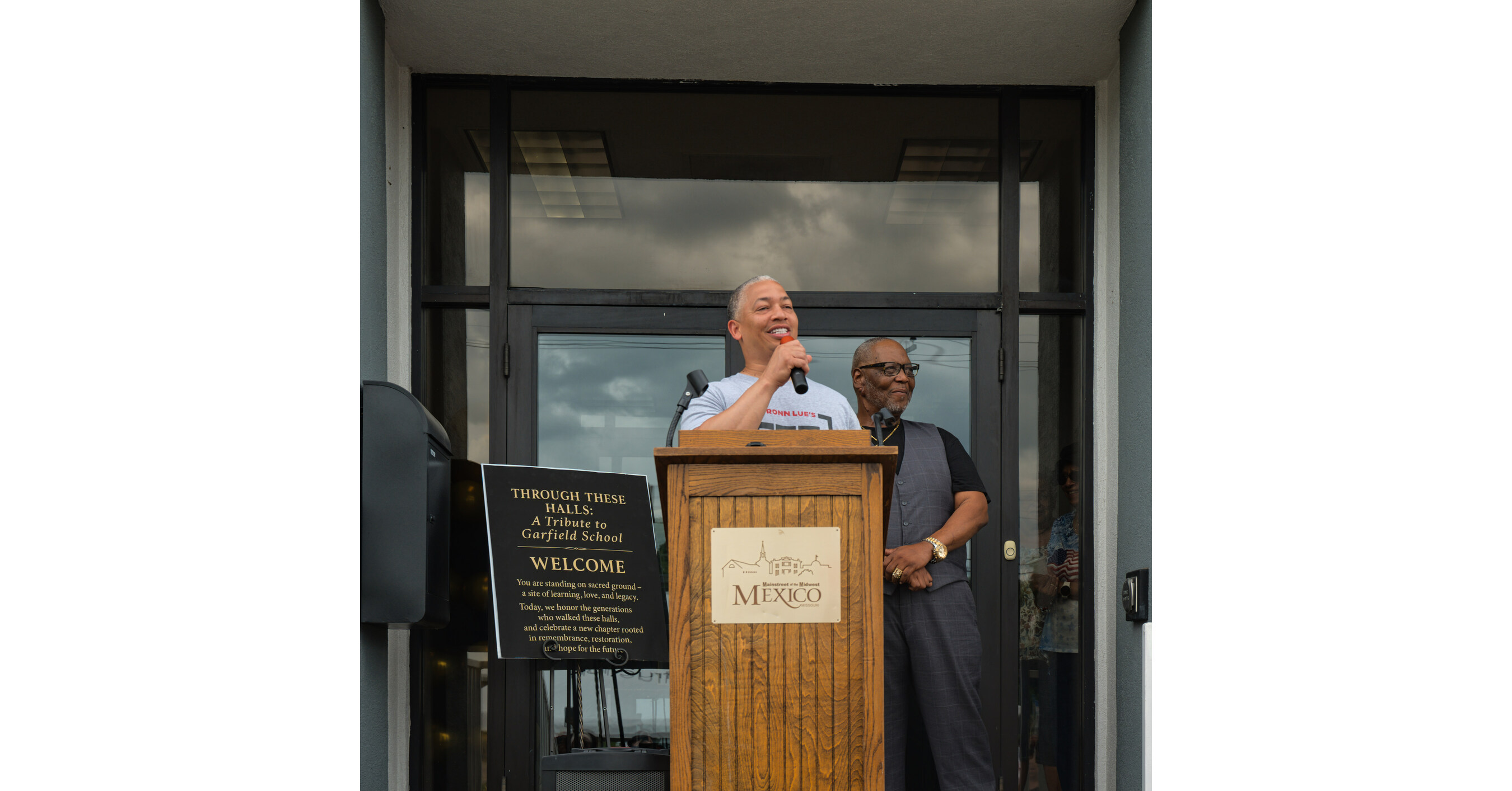 LA Clippers head coach Tyronn Lue dedicates historic Garfield School as ...