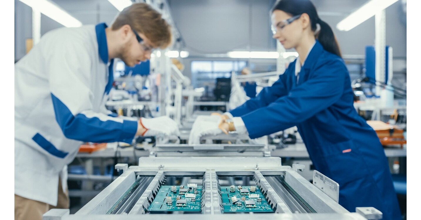 FIC Global Leads the Switch from Electrons to Photons for AI Factories