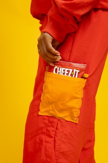 CHEEZ-IT® BRINGS ITS A-GAME TO THE BASKETBALL 'TUNNEL FIT' TREND WITH ...