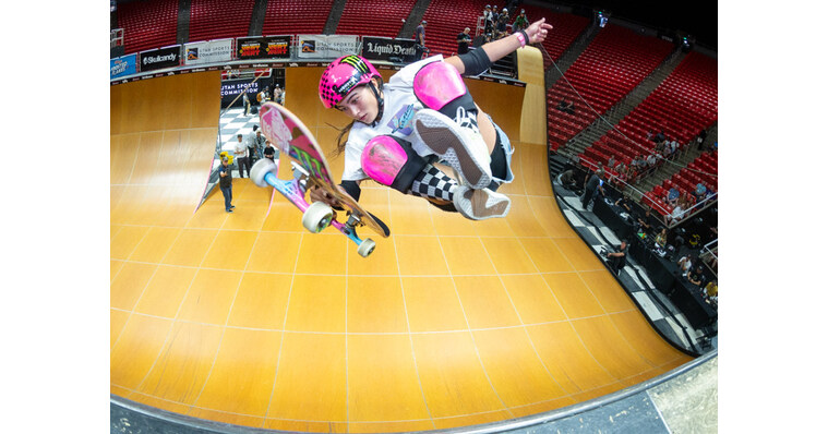 Monster Energy's Arisa Trew Takes First Place in Women's Skateboard ...