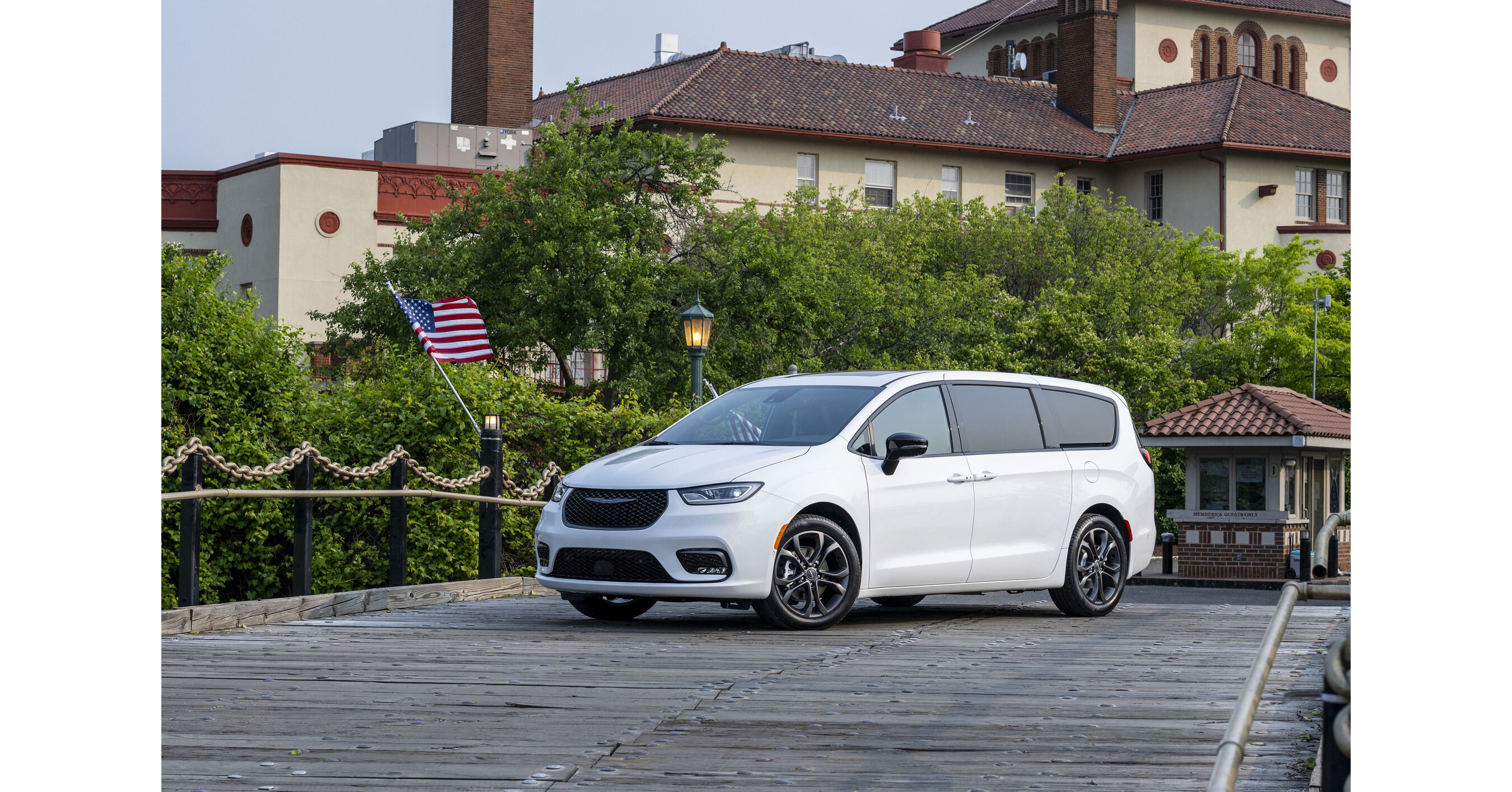 Chrysler Century of Innovation Video Series Debuts New Episode ...