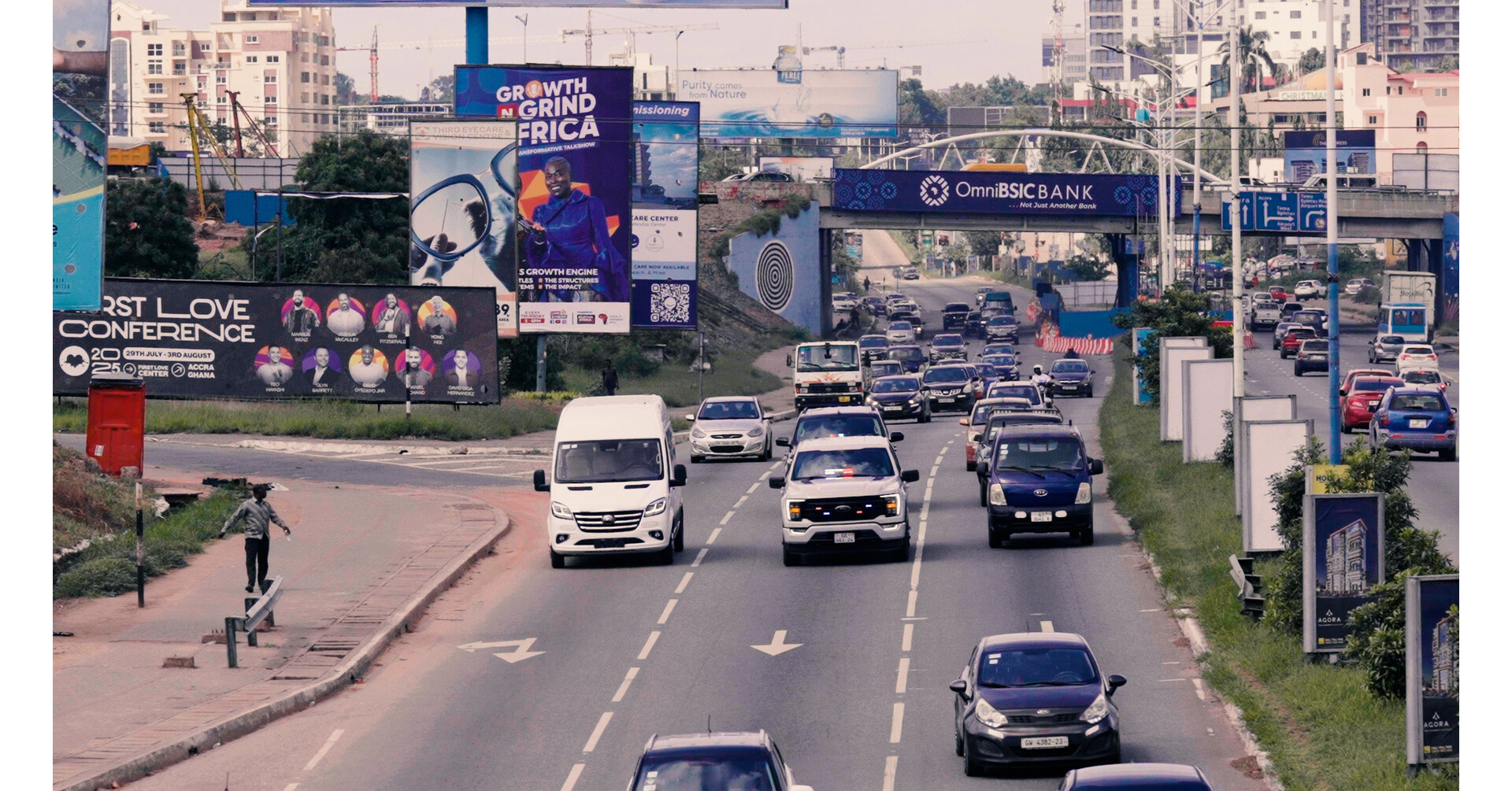 Le van Yutong fait ses preuves sur les routes du Ghana : fiabilité ...