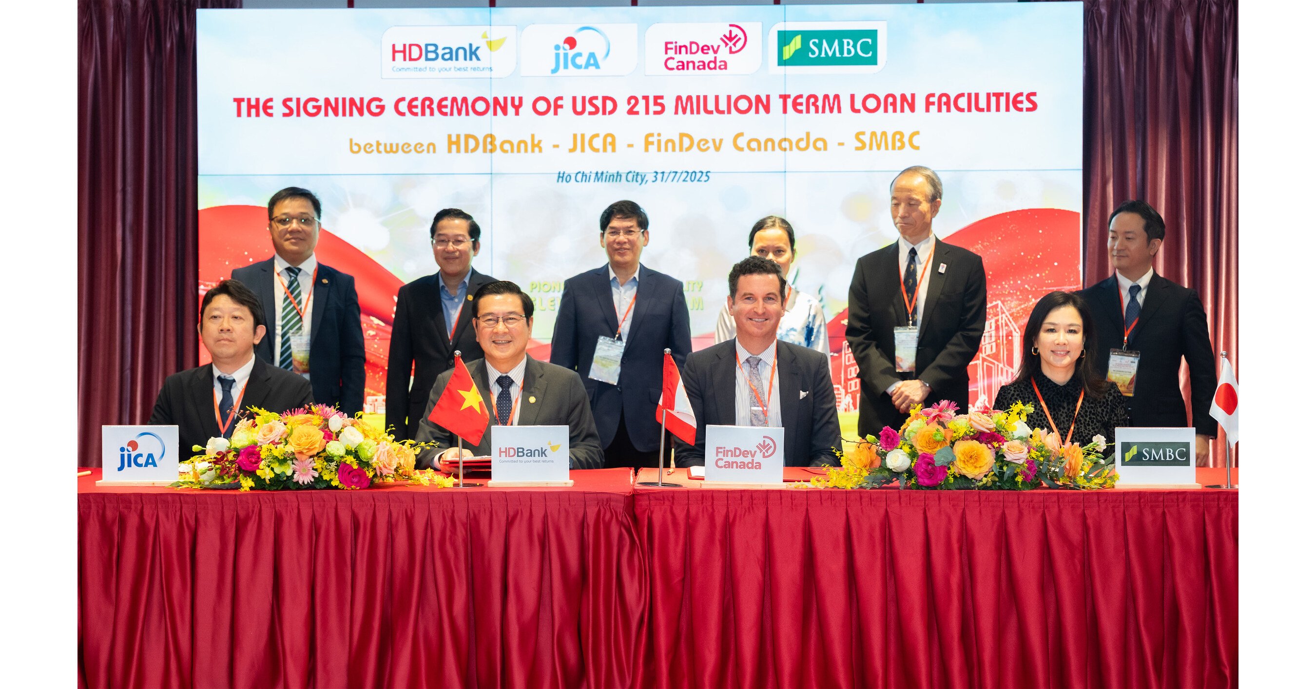 FinDev Canada, JICA et SMBC s'engagent à verser 215 M$ US à HDBank pour soutenir les entreprises ...