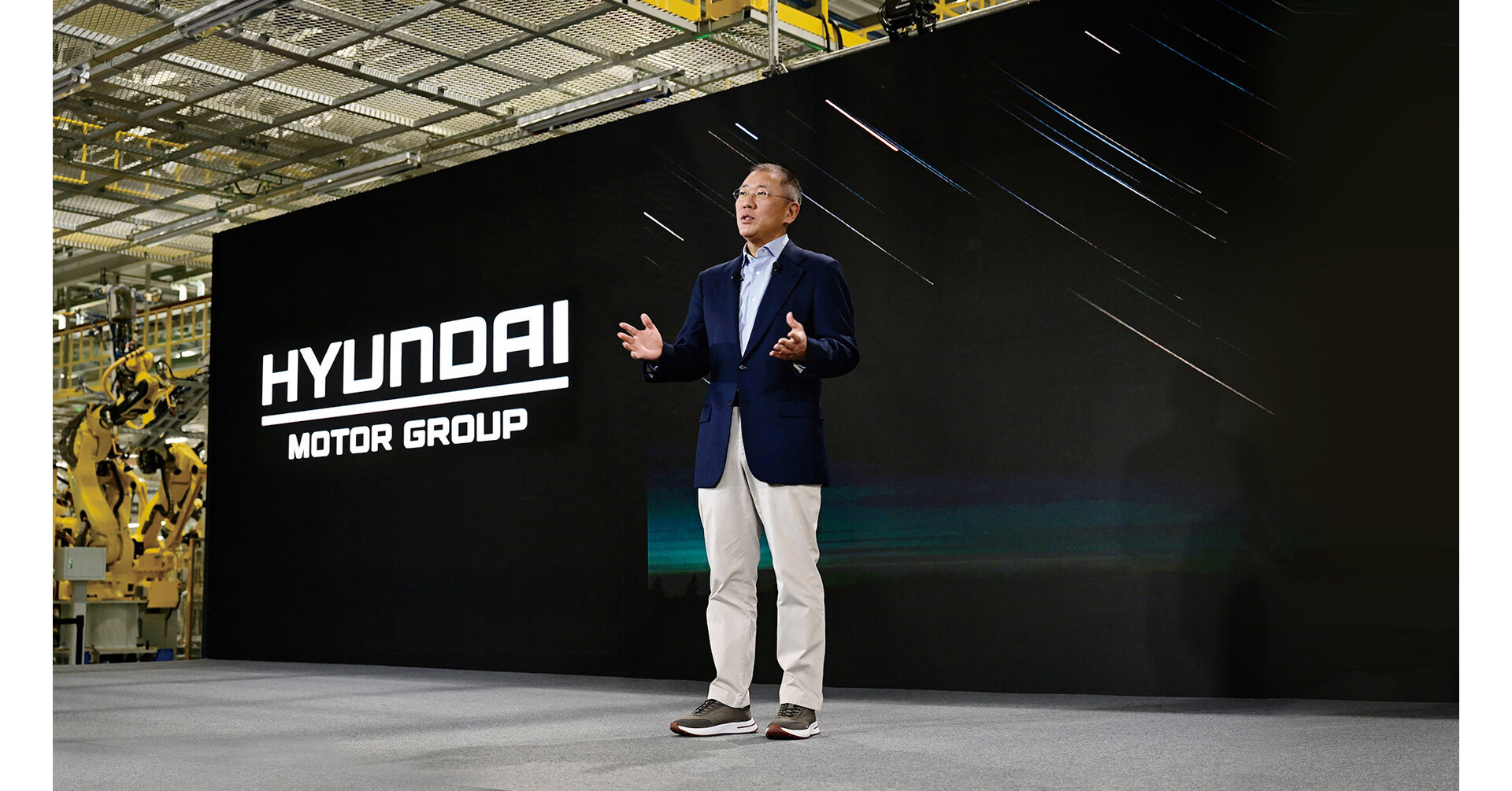 Hyundai Motor Group Executive Chair Euisun Chung and Chung Family ...