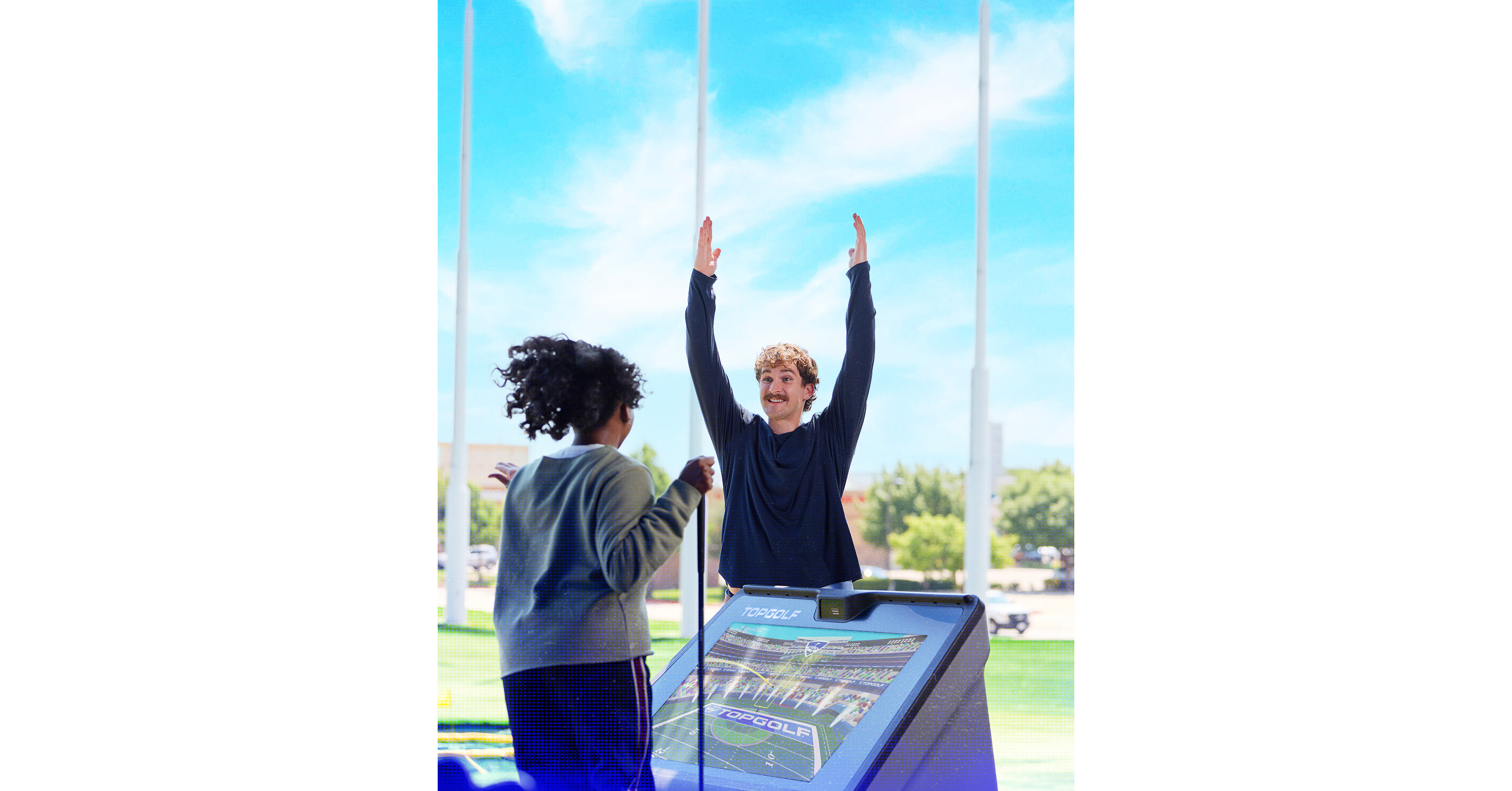 TOPGOLF KICKS OFF ULTIMATE FOOTBALL EXPERIENCE THIS FALL