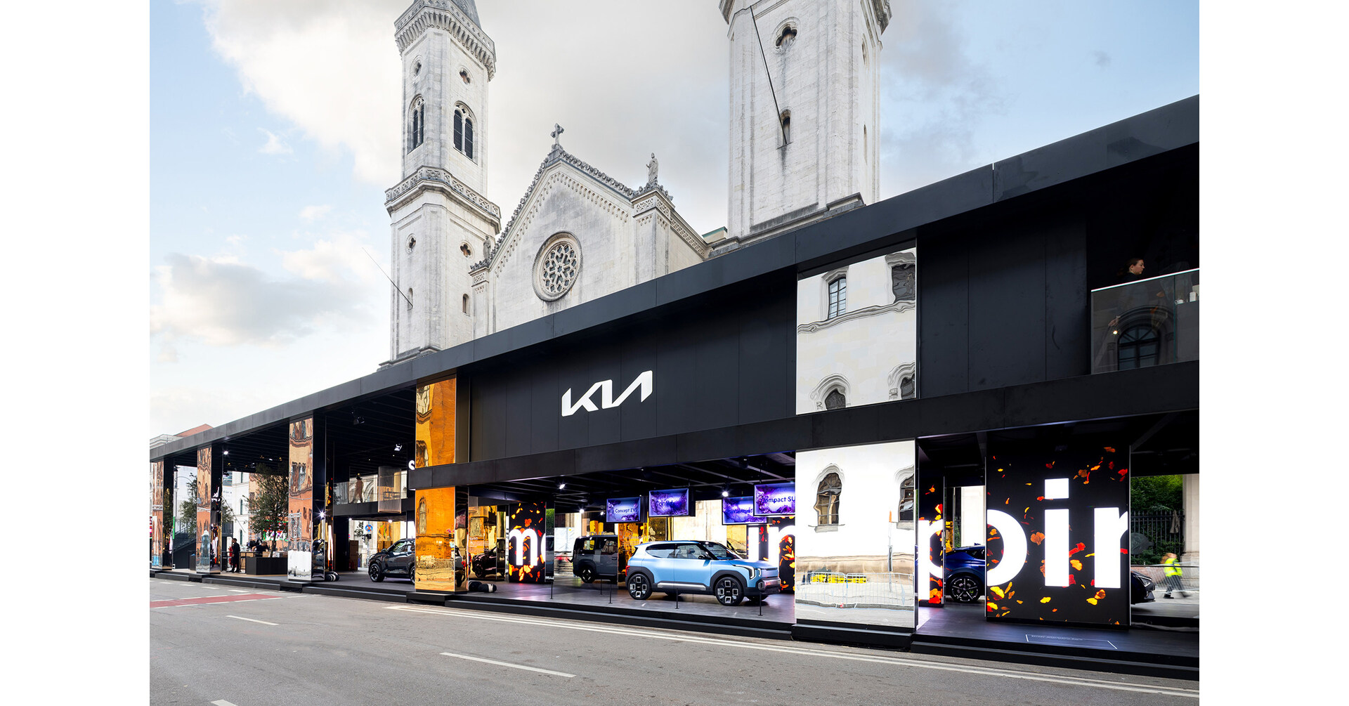 Kia showcases its extensive EV portfolio at IAA Mobility 2025