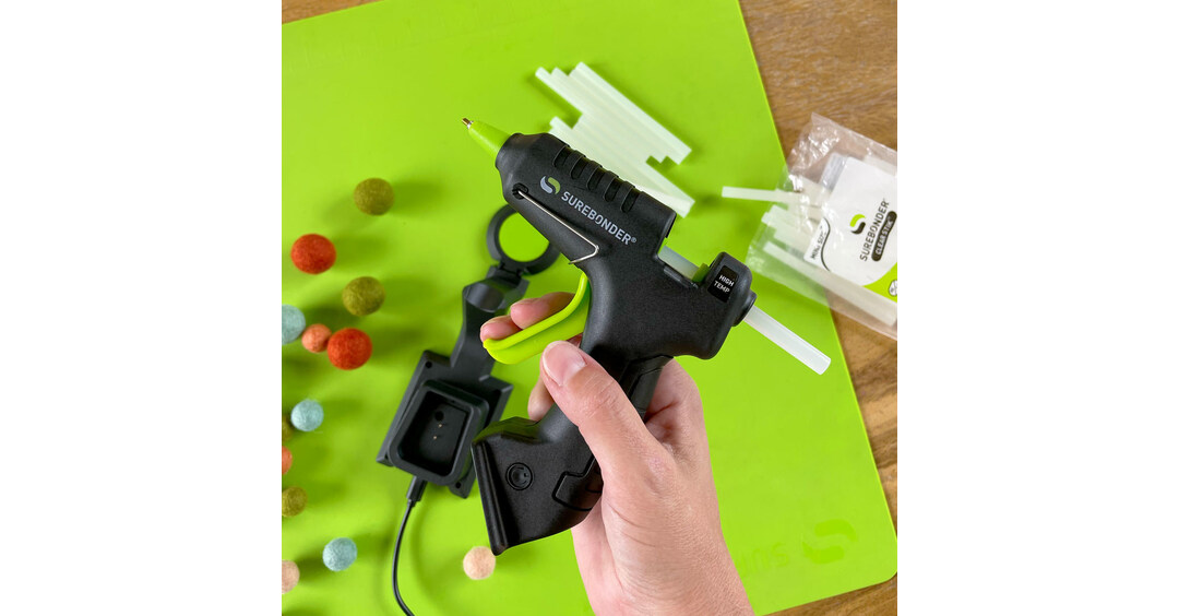Surebonder Unveils New Cordless Glue Gun That Takes Fall Crafting to ...