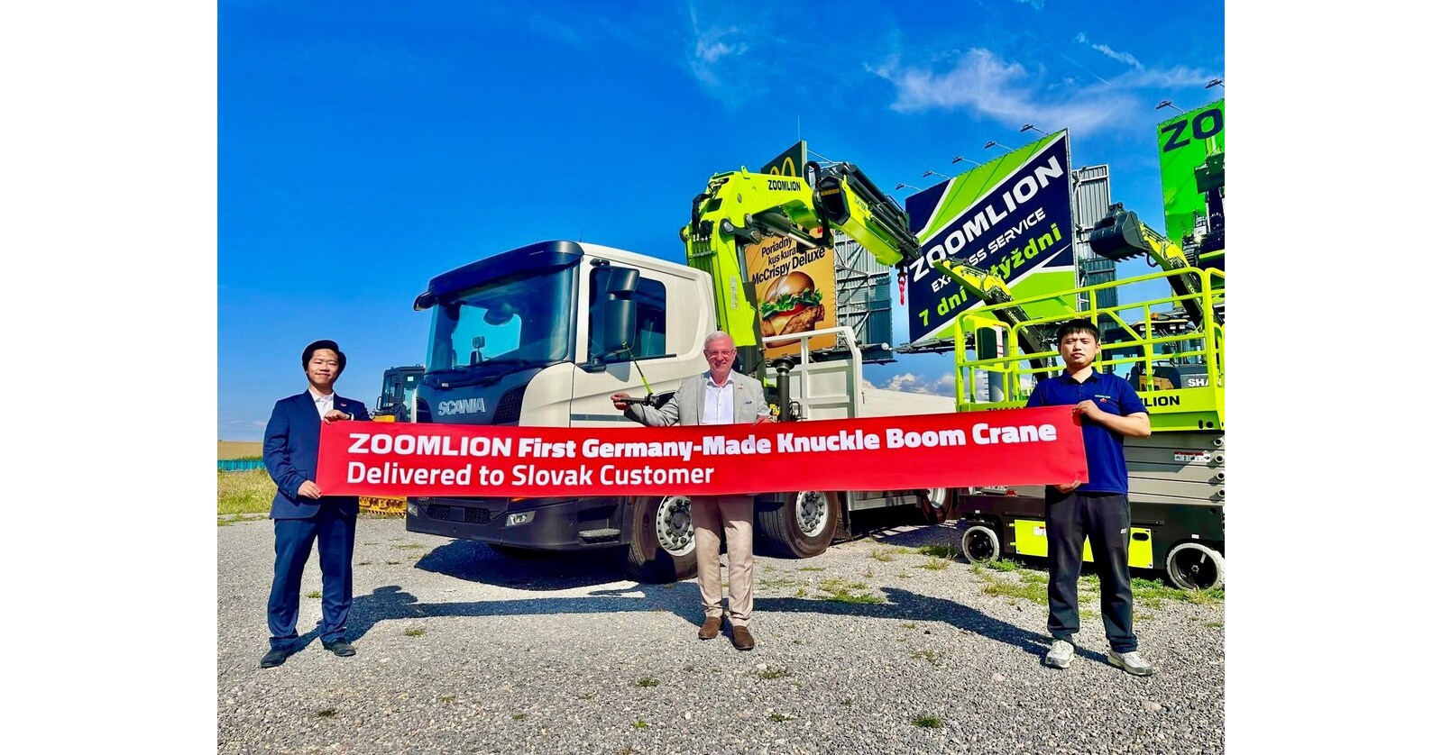 Zoomlion Delivers its First Germany-Made Knuckle Boom Crane ...