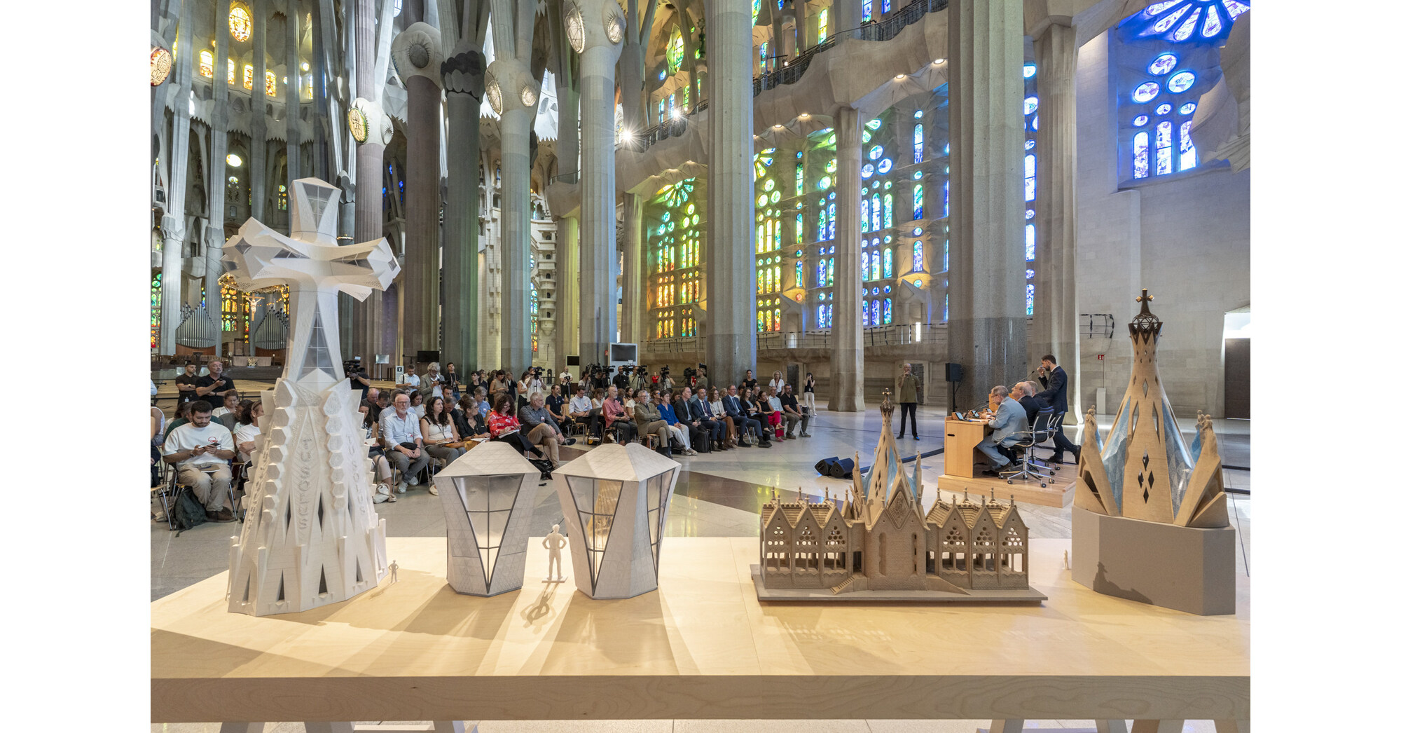 The Sagrada Família to Commemorate the 100th Anniversary of Antoni ...
