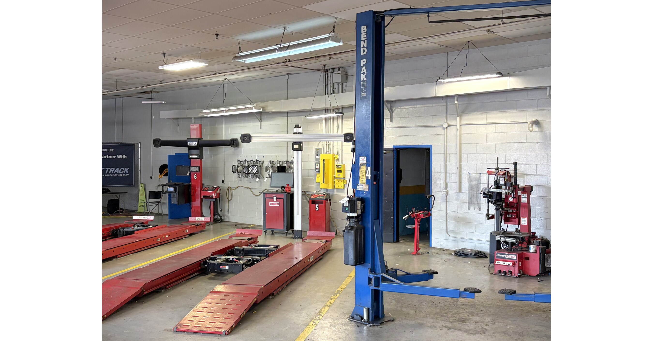 A J Willner Auction Website