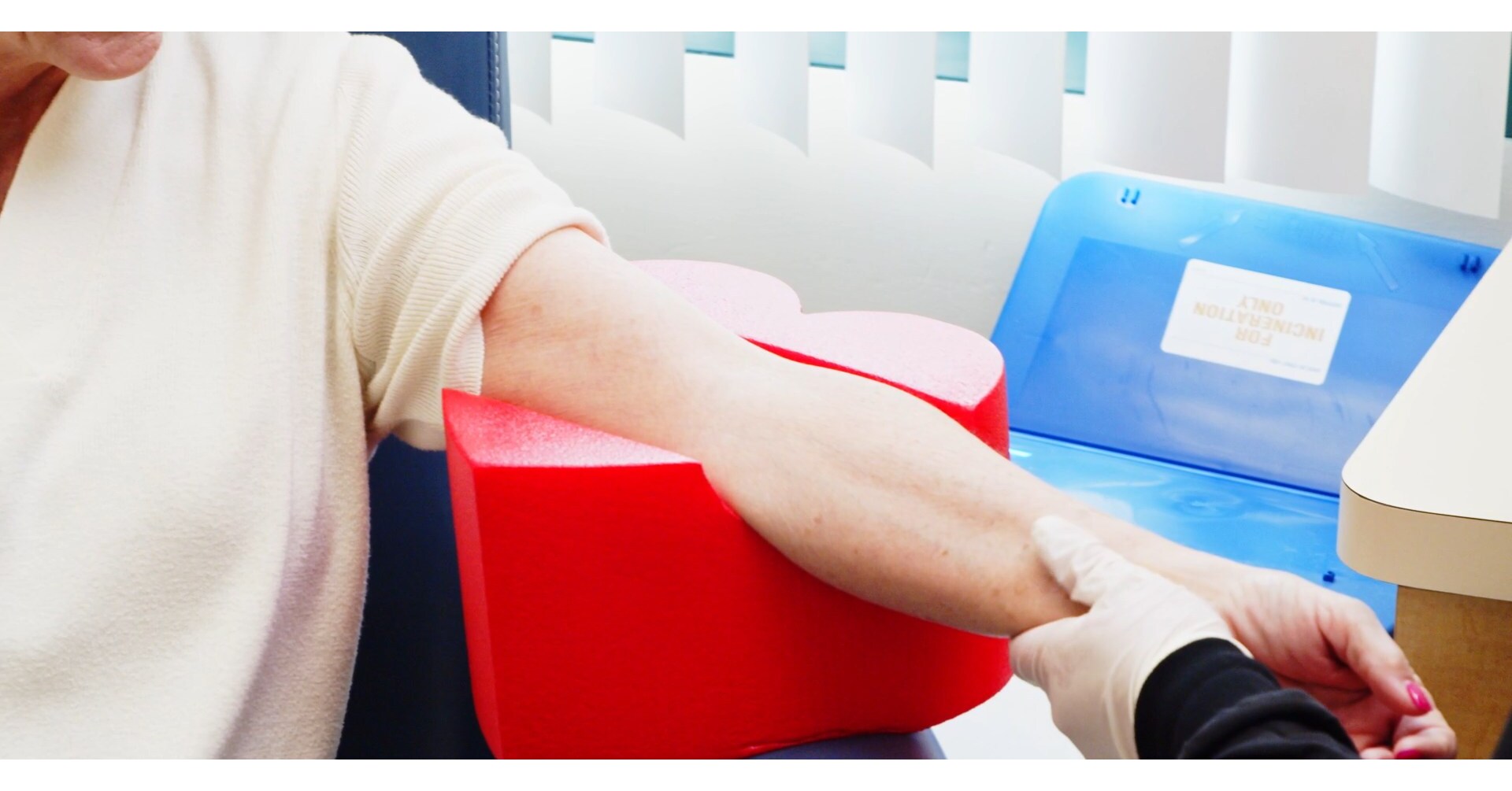 Spongies Comfort Launches The Heart Armrest: A Simple Innovation ...