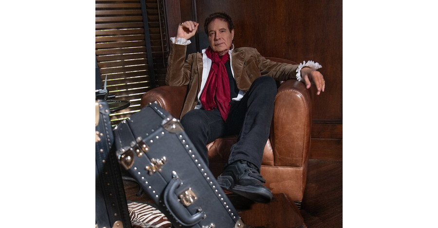 Philanthropist Mark B. Barron Unveils Luxury Train Cases Benefiting Charity