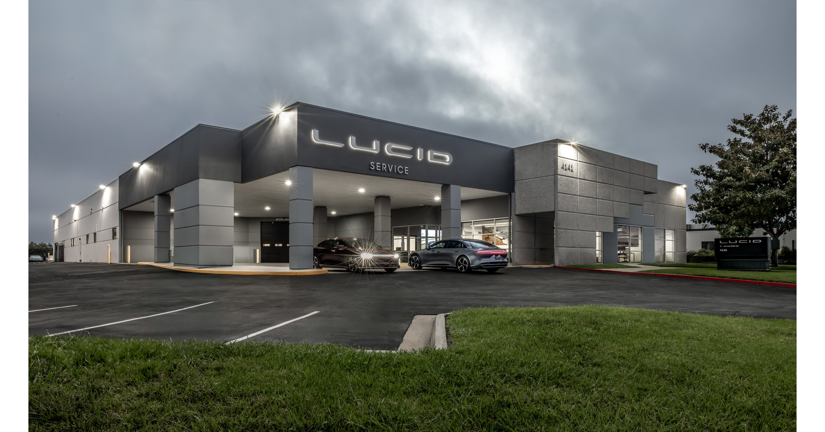 Lucid Expands Footprint in California with New Sales and Service ...