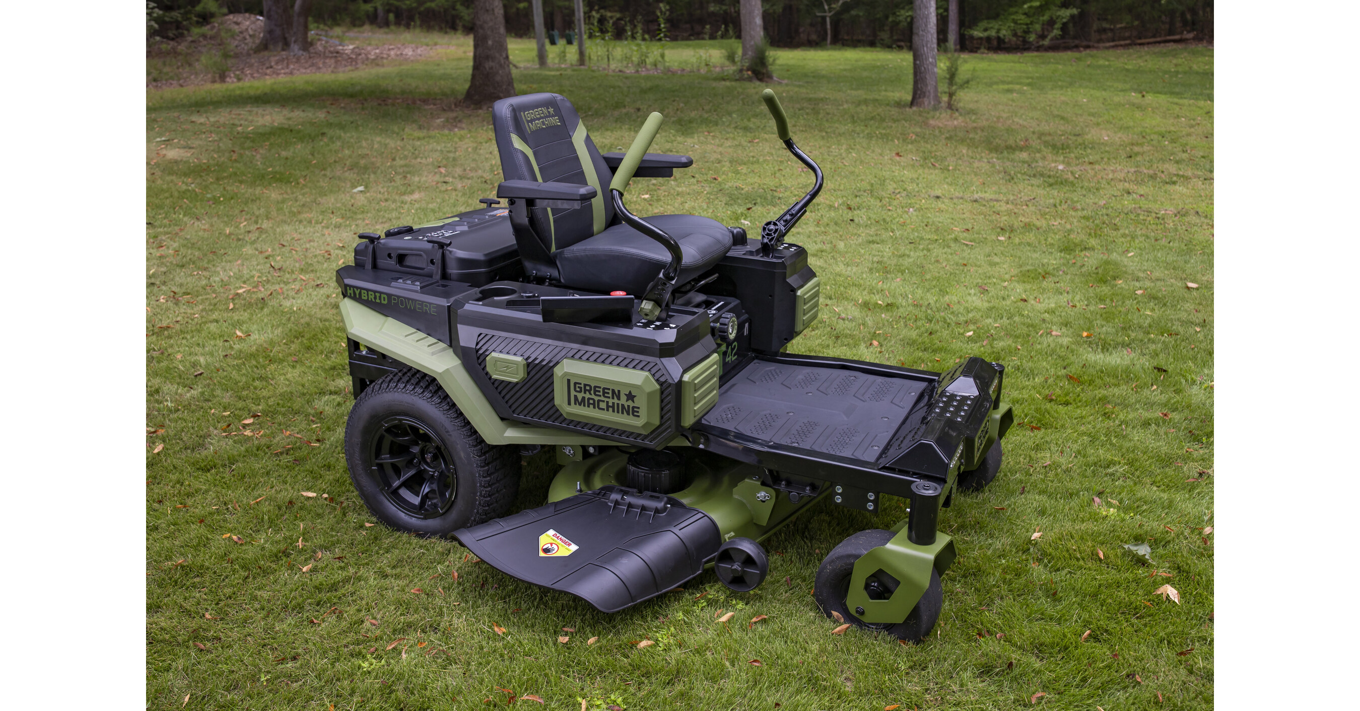 DAYE NORTH AMERICA LAUNCHES HYBRID ZERO-TURN MOWER