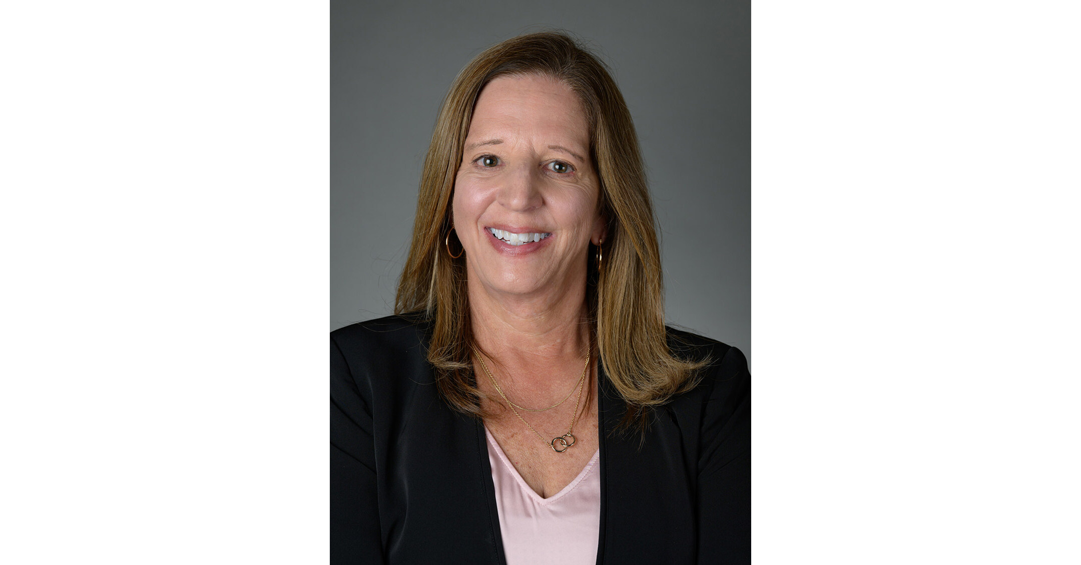 A.I.M. Mutual's Karen Orton Honored with Lifetime Achievement Award