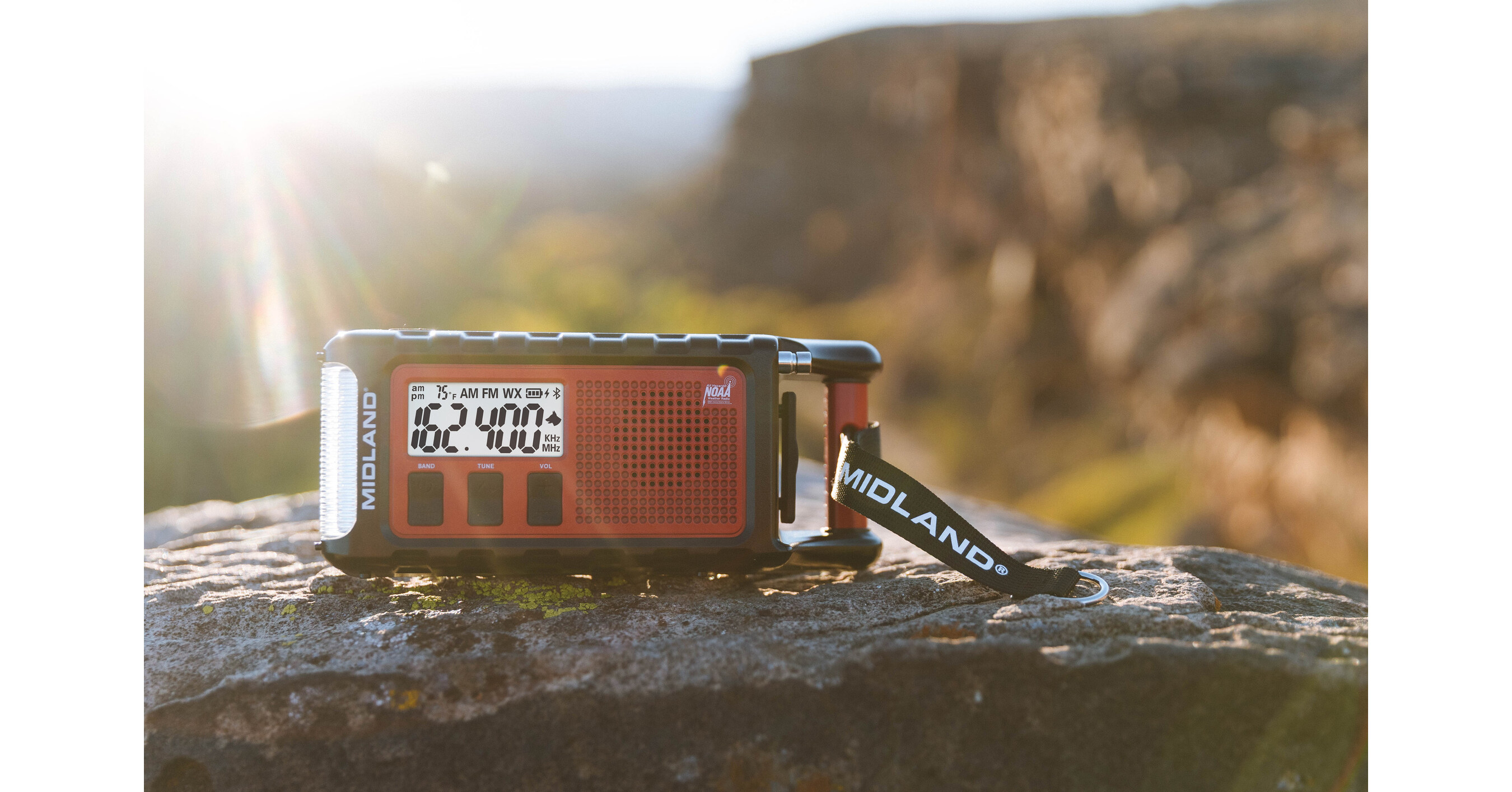 Midland Debuts Most Advanced Emergency Radio Yet: The ER310PRO