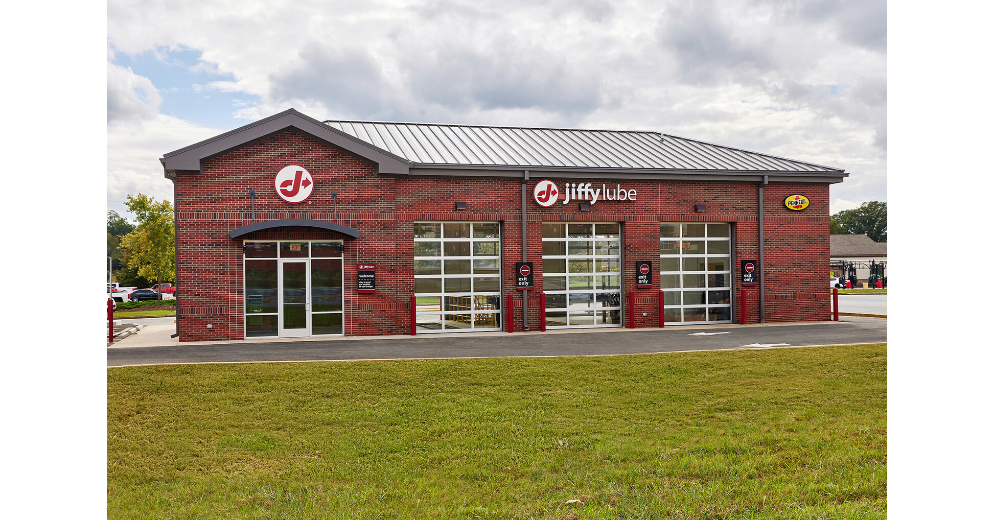New Jiffy Lube Service Center Opens in Rockmart, GA, Marking 27th ...