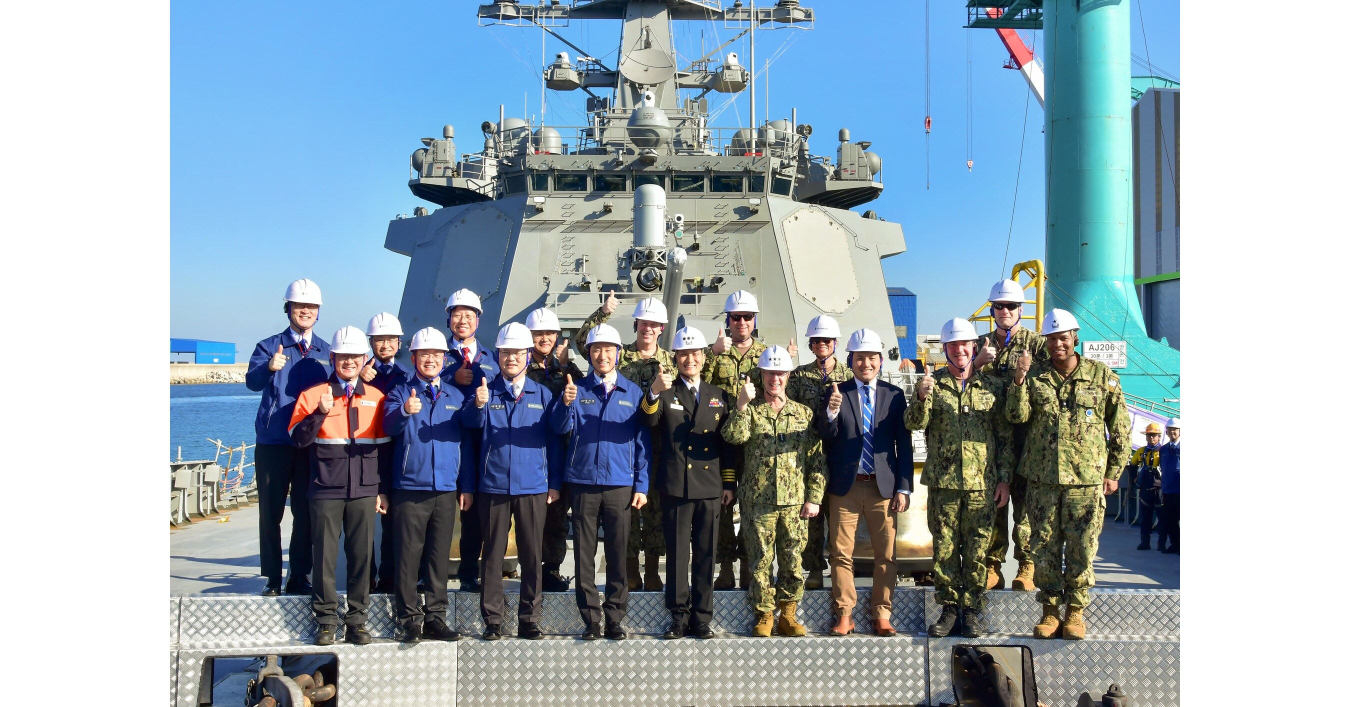 U.S. Chief of Naval Operations Visits HD Hyundai Heavy Industries and ...