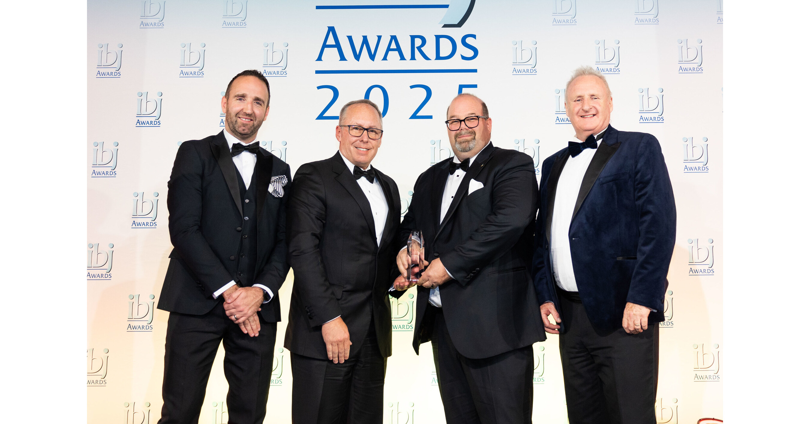 LOGISTEC Wins Prestigious International Bulk Journal's 2025 Award for Best Specialist Dry Bulk ...