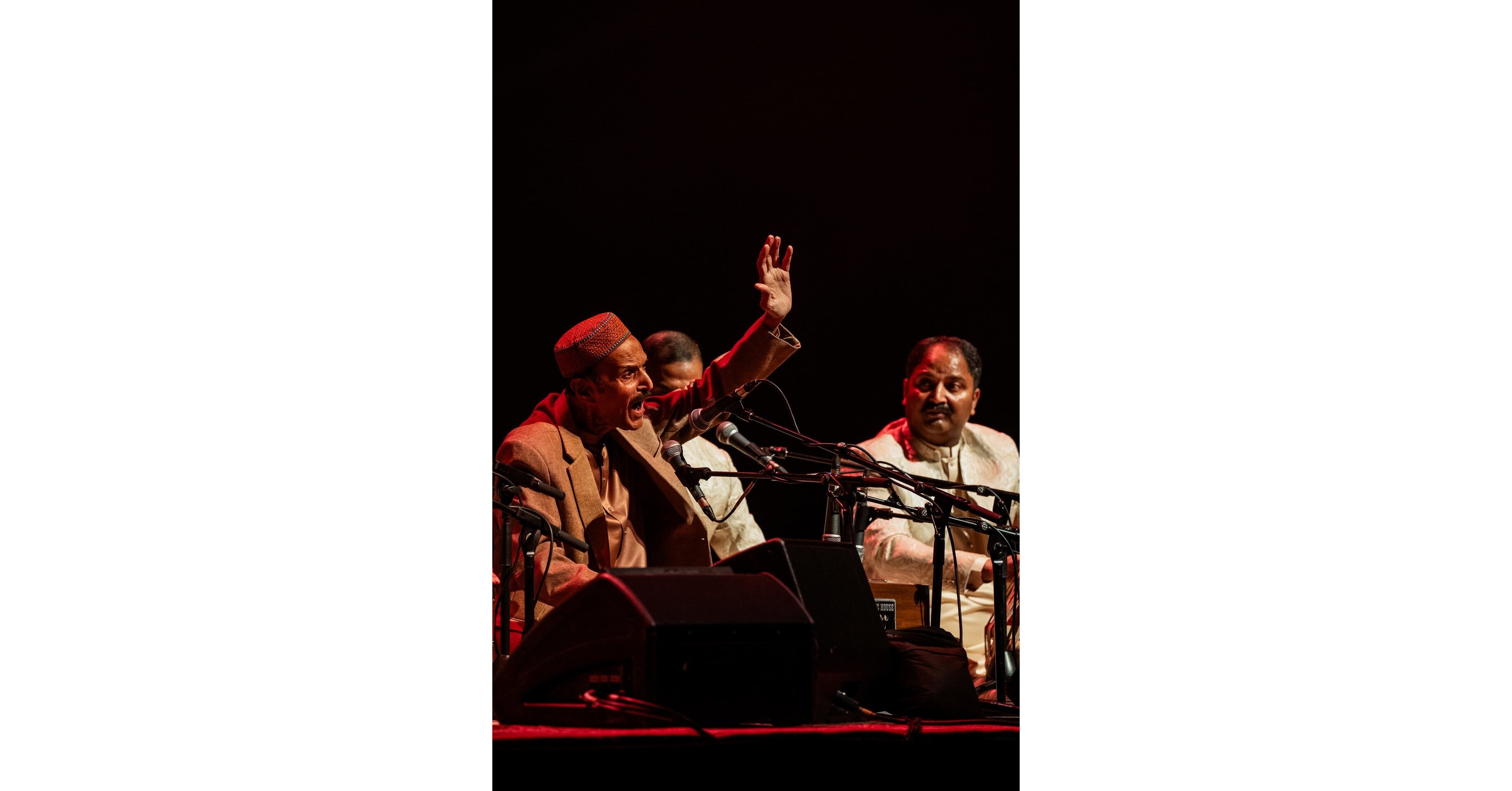 Ustad Naseeruddin Saami receives Aga Khan Music Award for preserving ...