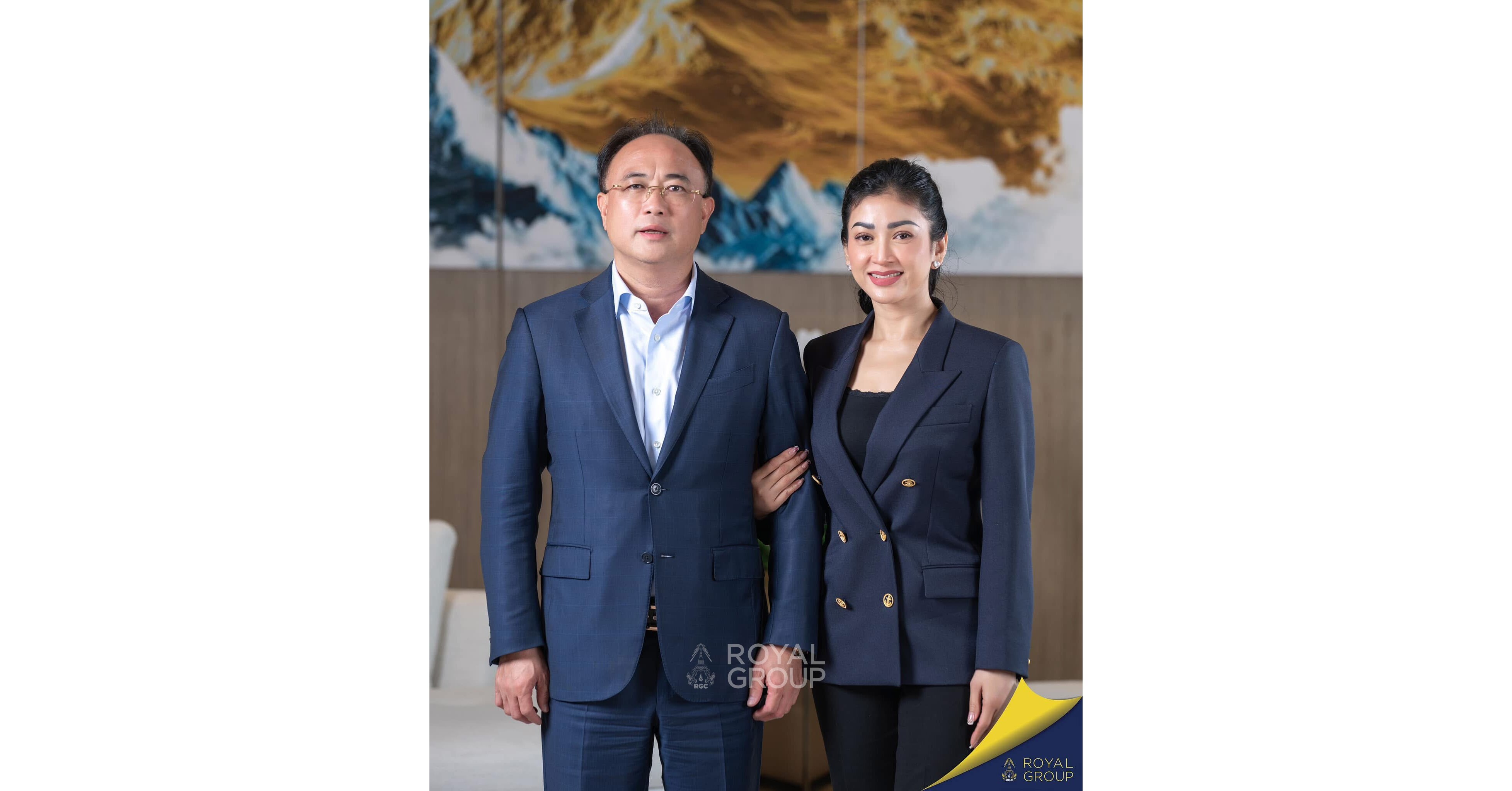 Le Royal Group célèbre le succès du concert "Rise for Khmer" et ...