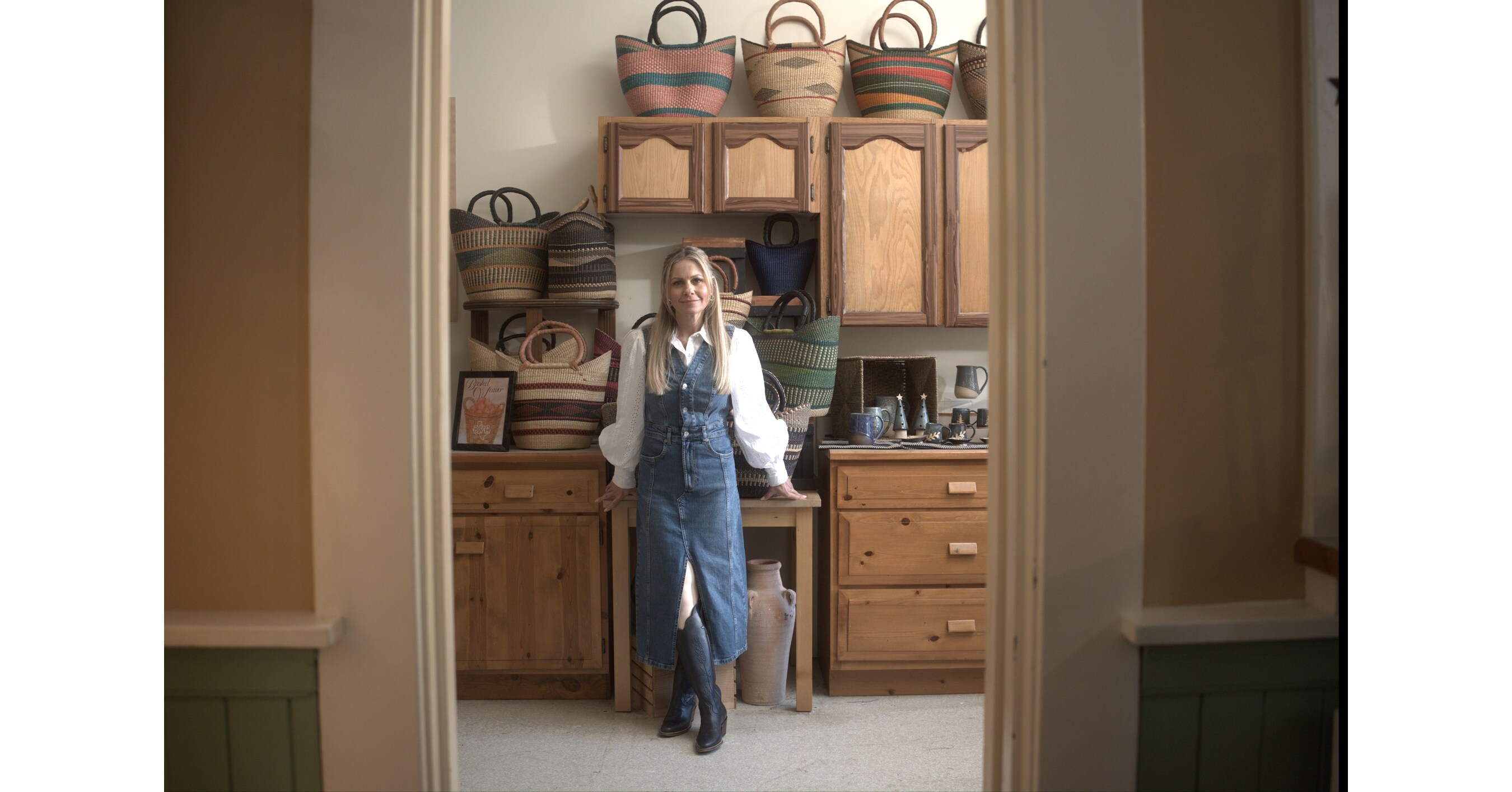 Candace Cameron Bure, Aaron Ashmore, and Robin Dunne Star in, Ainsley ...