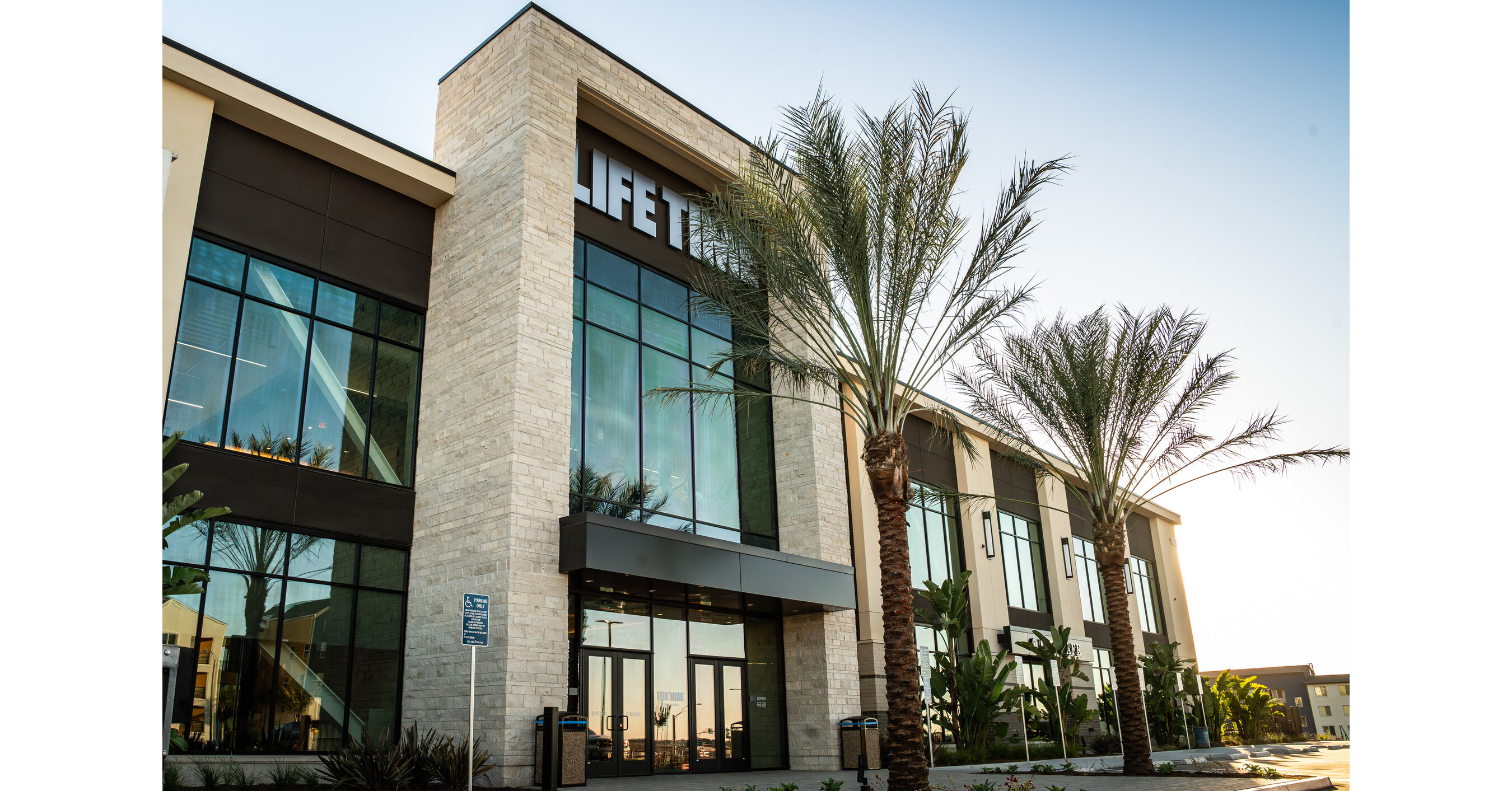 Life Time Opens Otay Ranch Athletic Country Club in Chula Vista ...