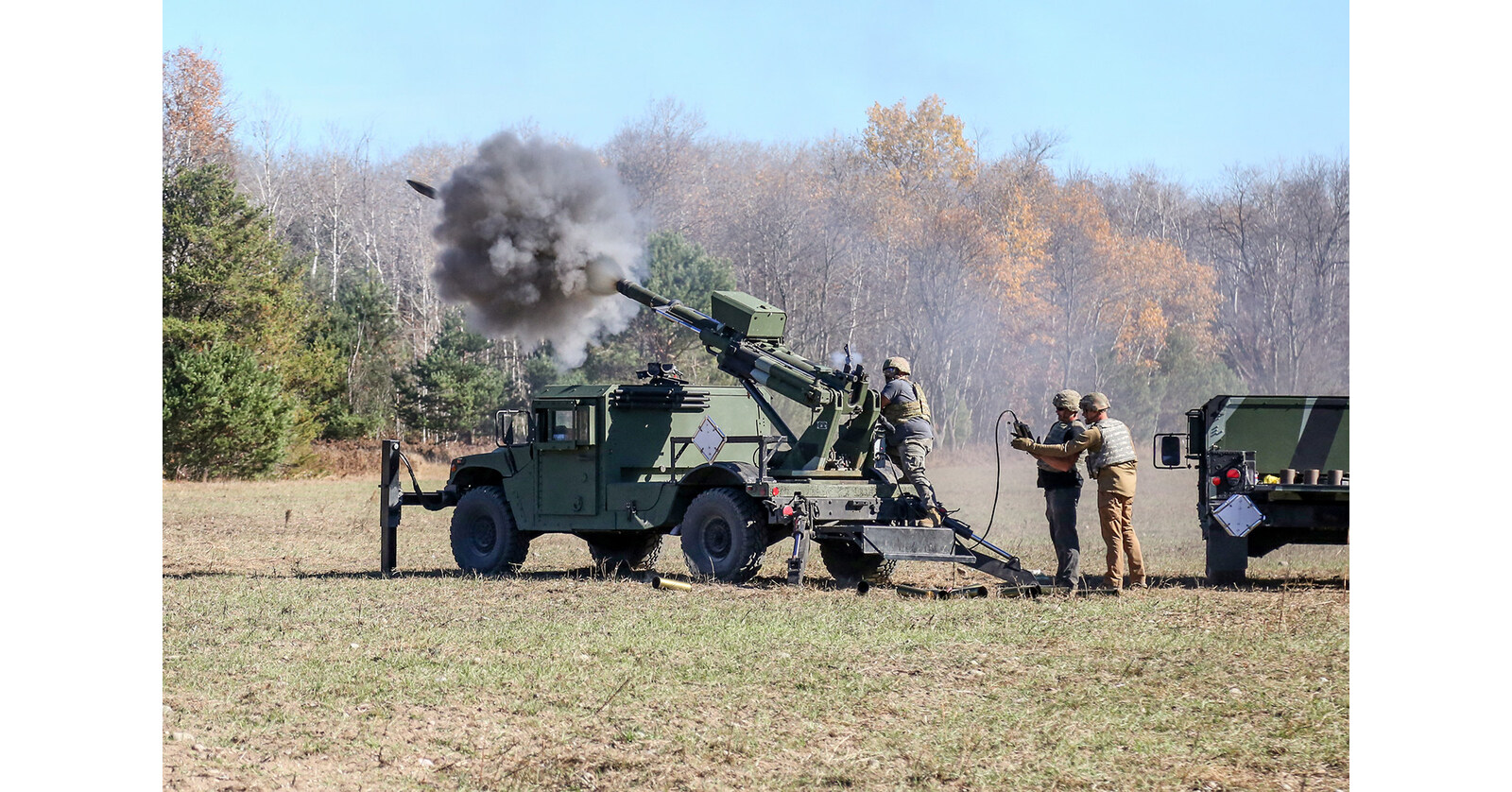 AM General Sells First HUMVEE Hawkeye 105mm Mobile Howitzer Systems as ...