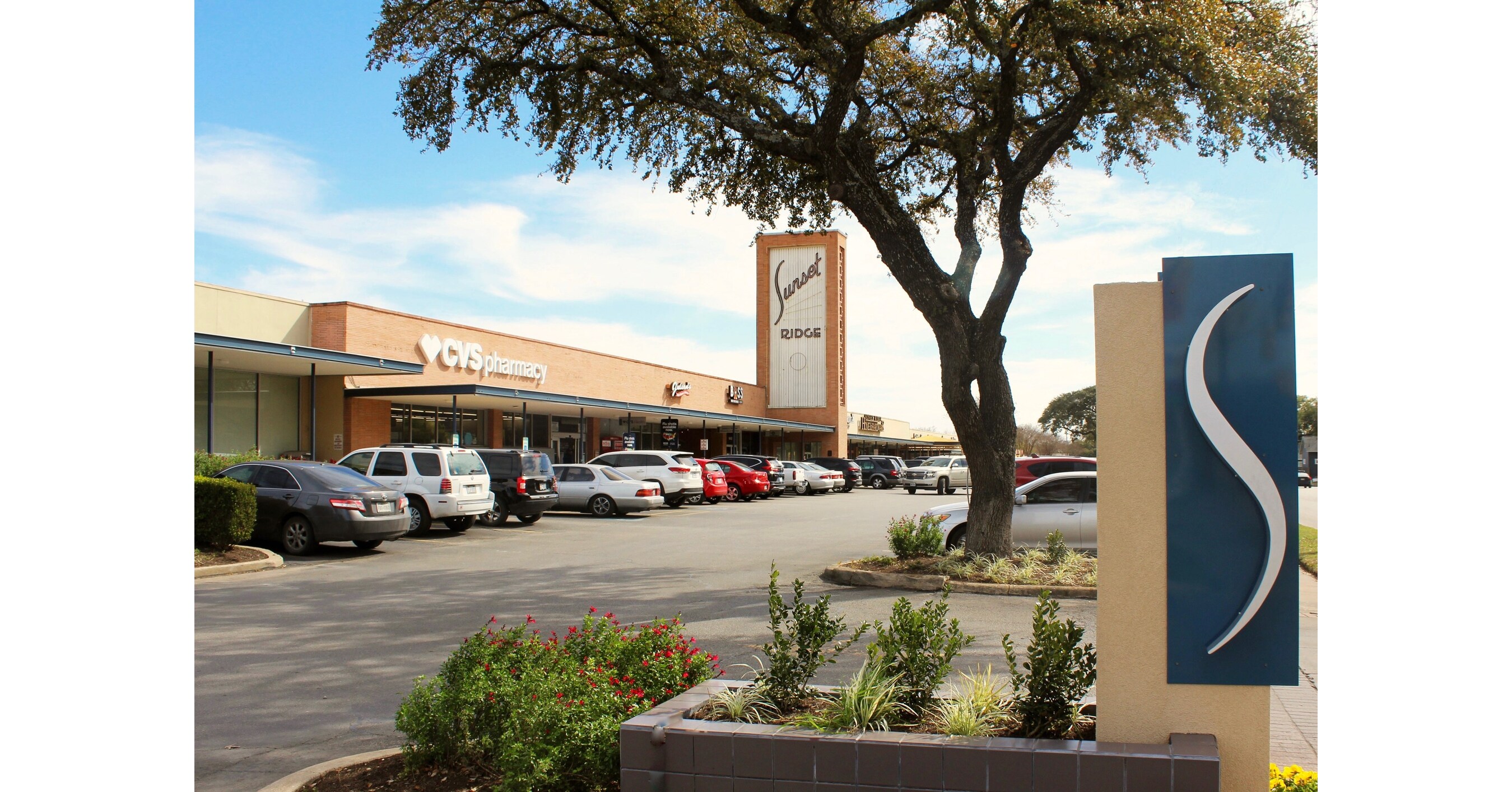 Headwall Investments Acquires Sunset Ridge Shopping Center in San ...