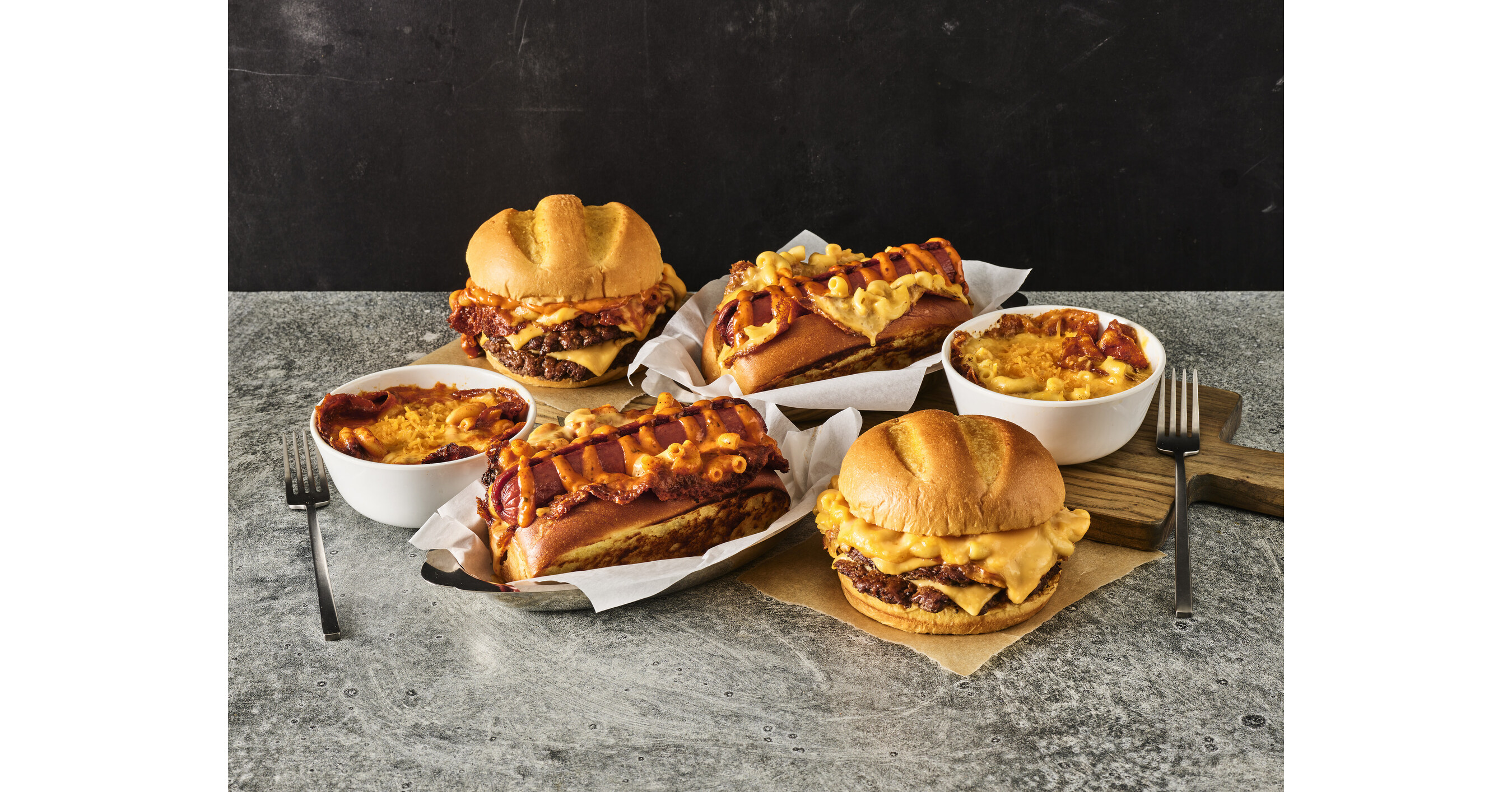 Smashburger® Turns up the Heat This Winter with Scorchin' New Menu