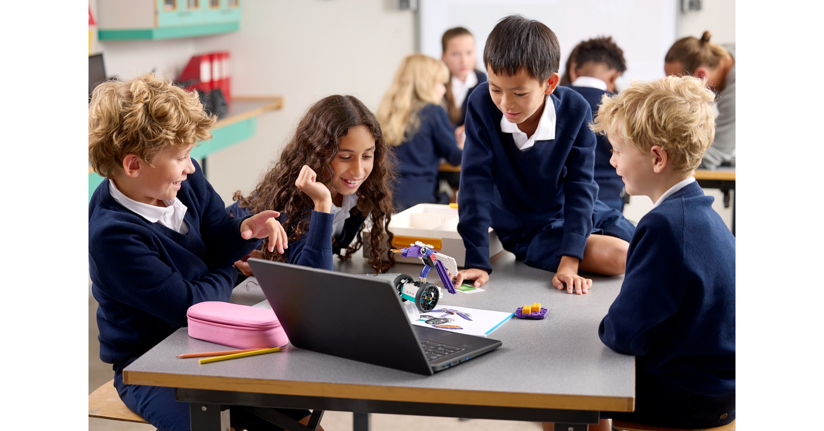 LEGO® Education annuncia una soluzione di apprendimento pratico per l ...