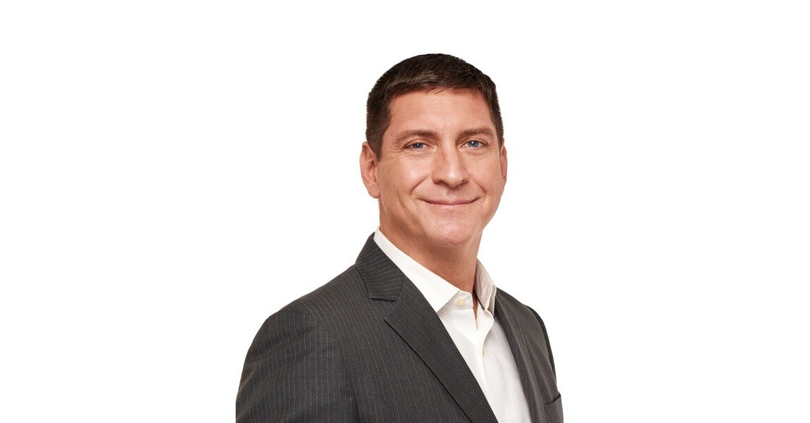 Debut Appoints Derek Wanner as Chief Commercial Officer Amid Rapid ...