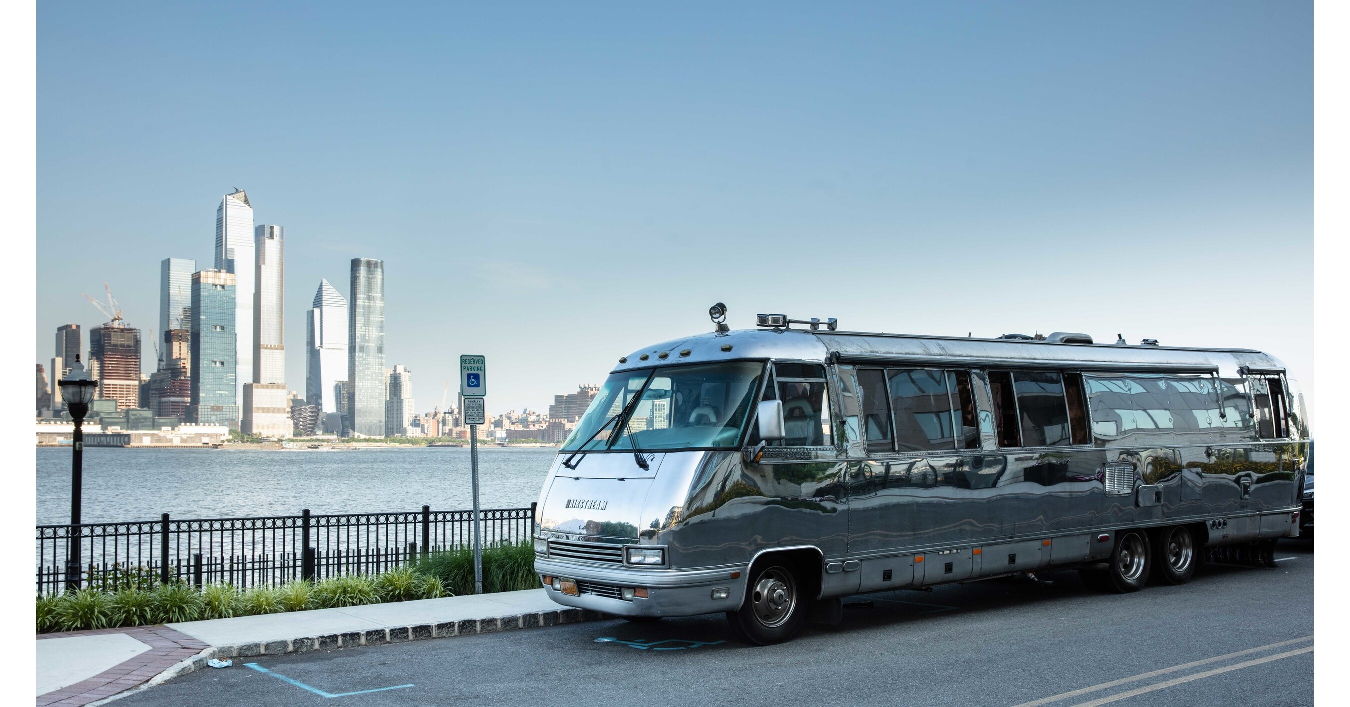 Daylight Shows at Daylight Studio | NYC Events in Hudson Yards & Flatiron