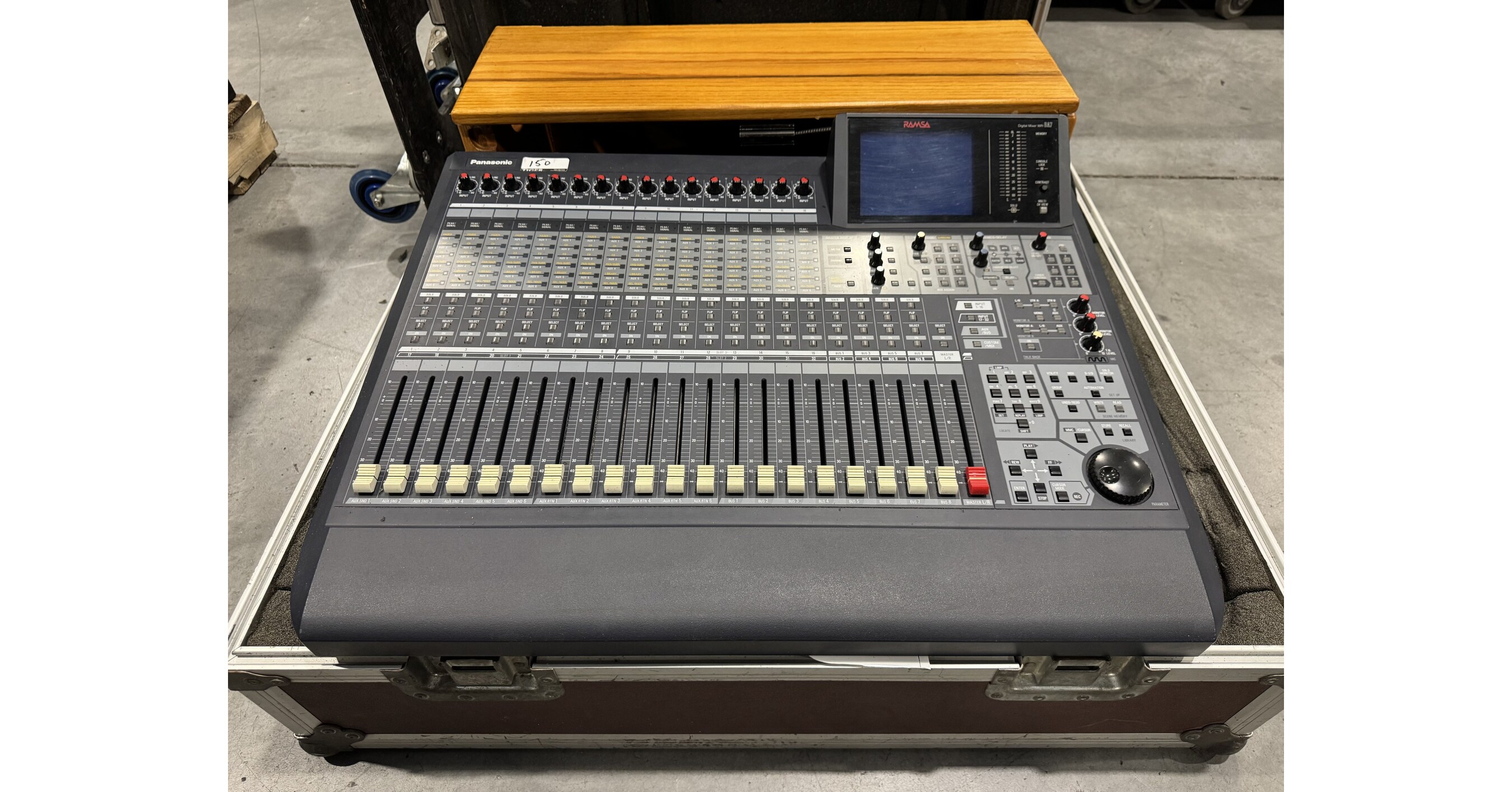 Online Auction Beginning January 15 Features New and Used Projectors ...