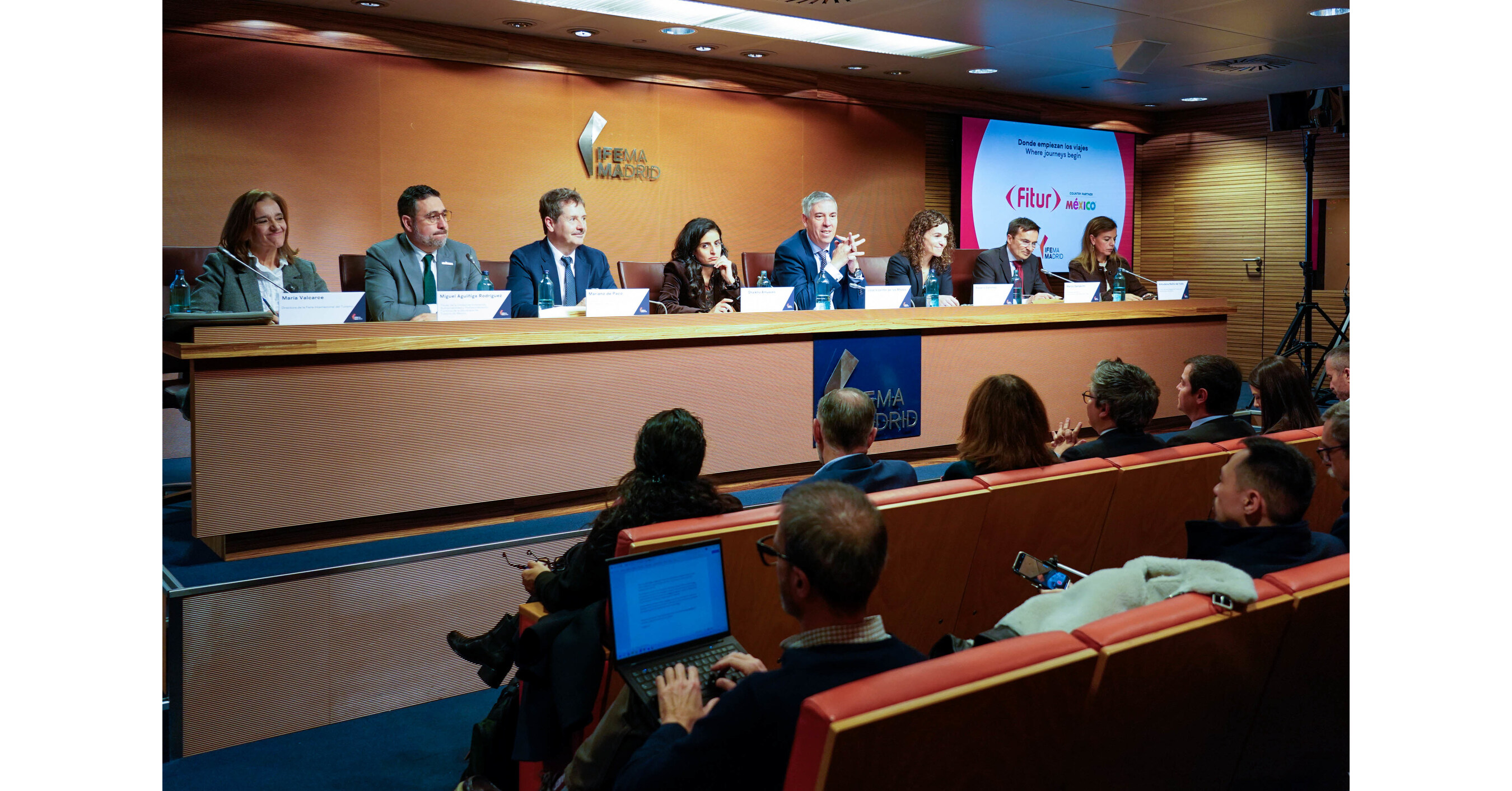 FITUR 2026 reúne o turismo global com mais de 160 países e 10.000 empresas