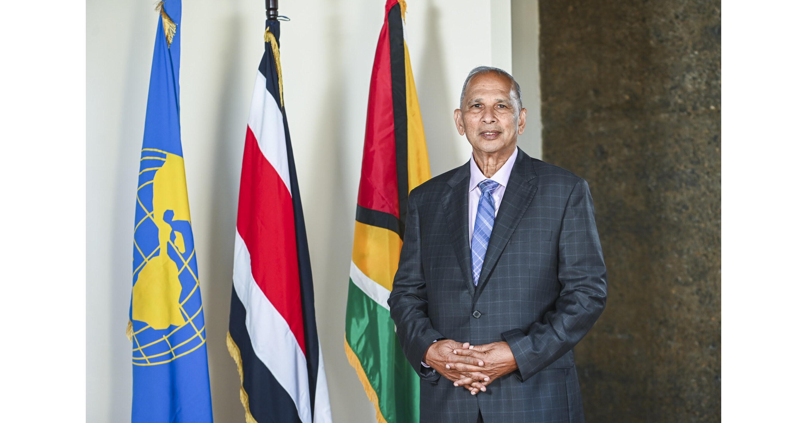 Muhammad Ibrahim asumió el cargo de Director General del IICA ...