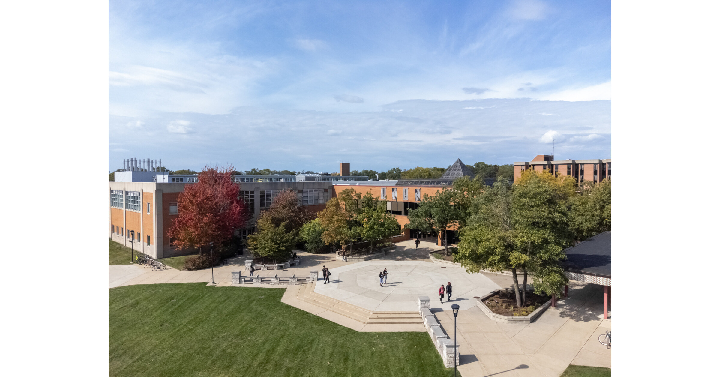 Moody's Upgrades Northeastern Illinois University to Investment-Grade ...