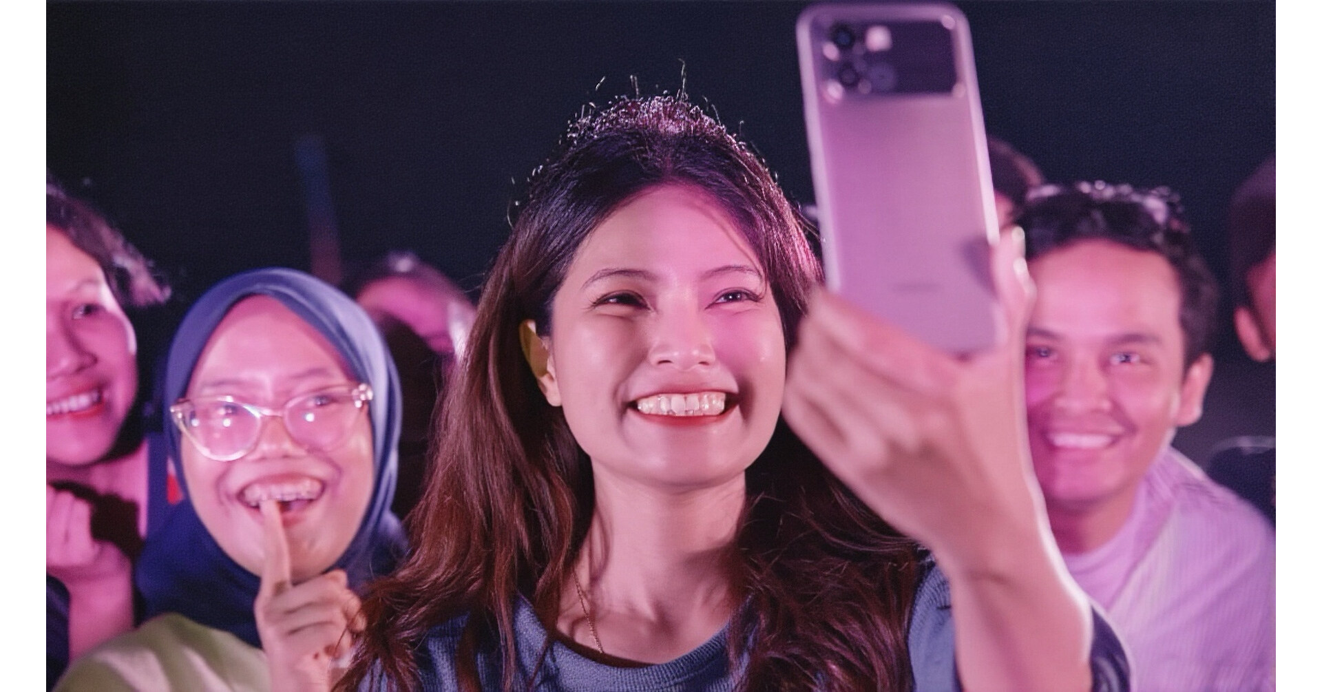 Infinix NOTE Edge's 'Ten-Dimensional Reveal' Holographic Spectacle ...
