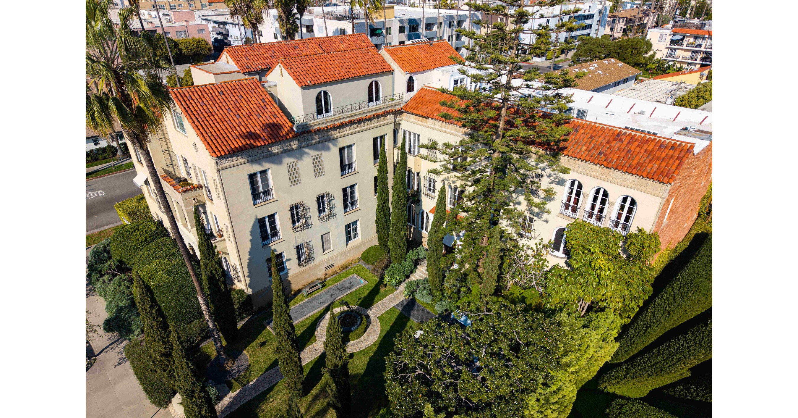 Maison Twenty Seven Opens in Santa Monica, Reviving a 1927 Landmark