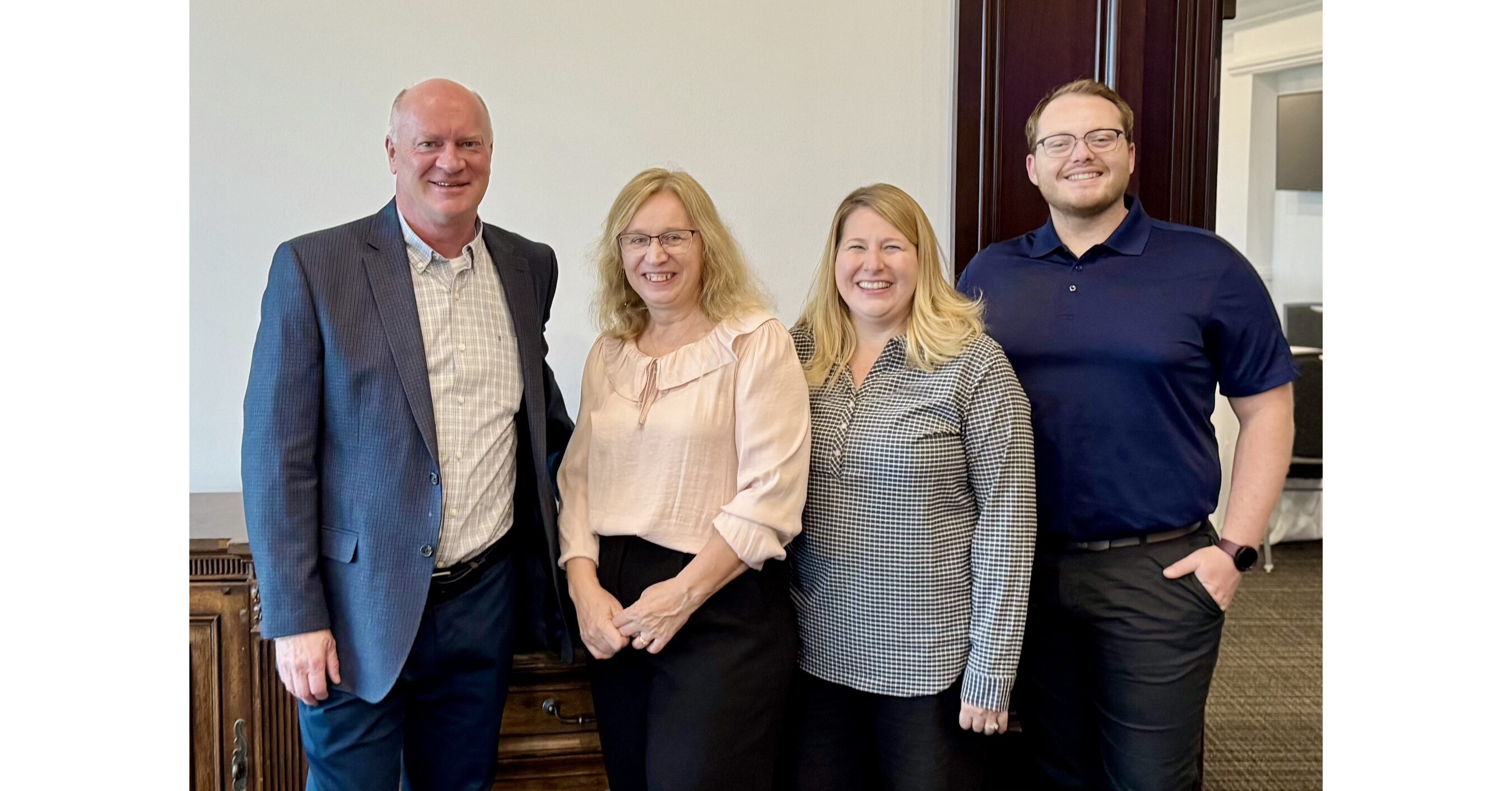 Beacon Pointe Advisors Welcomes Three Teams to Its National Platform