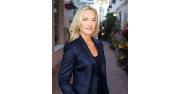 The Inner Circle acknowledges Laura Rimkus as a Pinnacle Professional ...