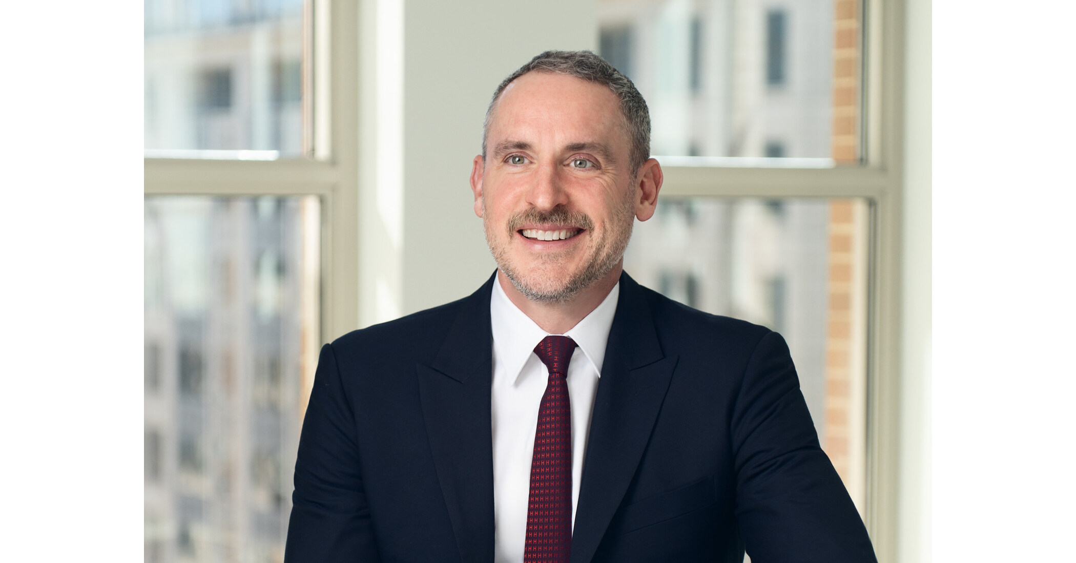 Latham Adds Leading Patent Trial Lawyer in Washington, D.C.
