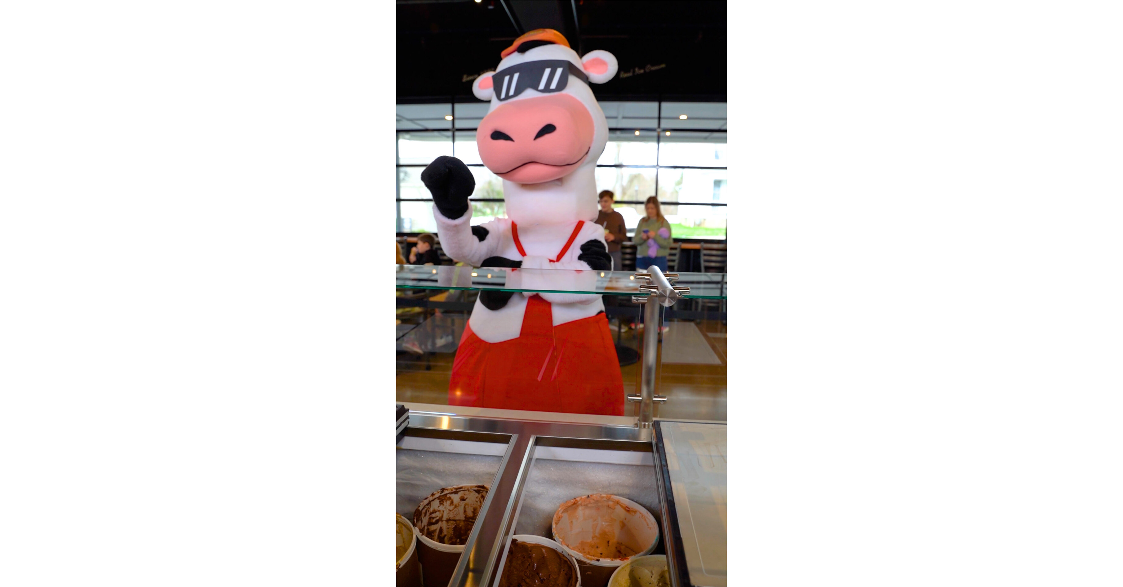 Moo Moo Express Car Wash Partners with Johnson's Real Ice Cream to ...