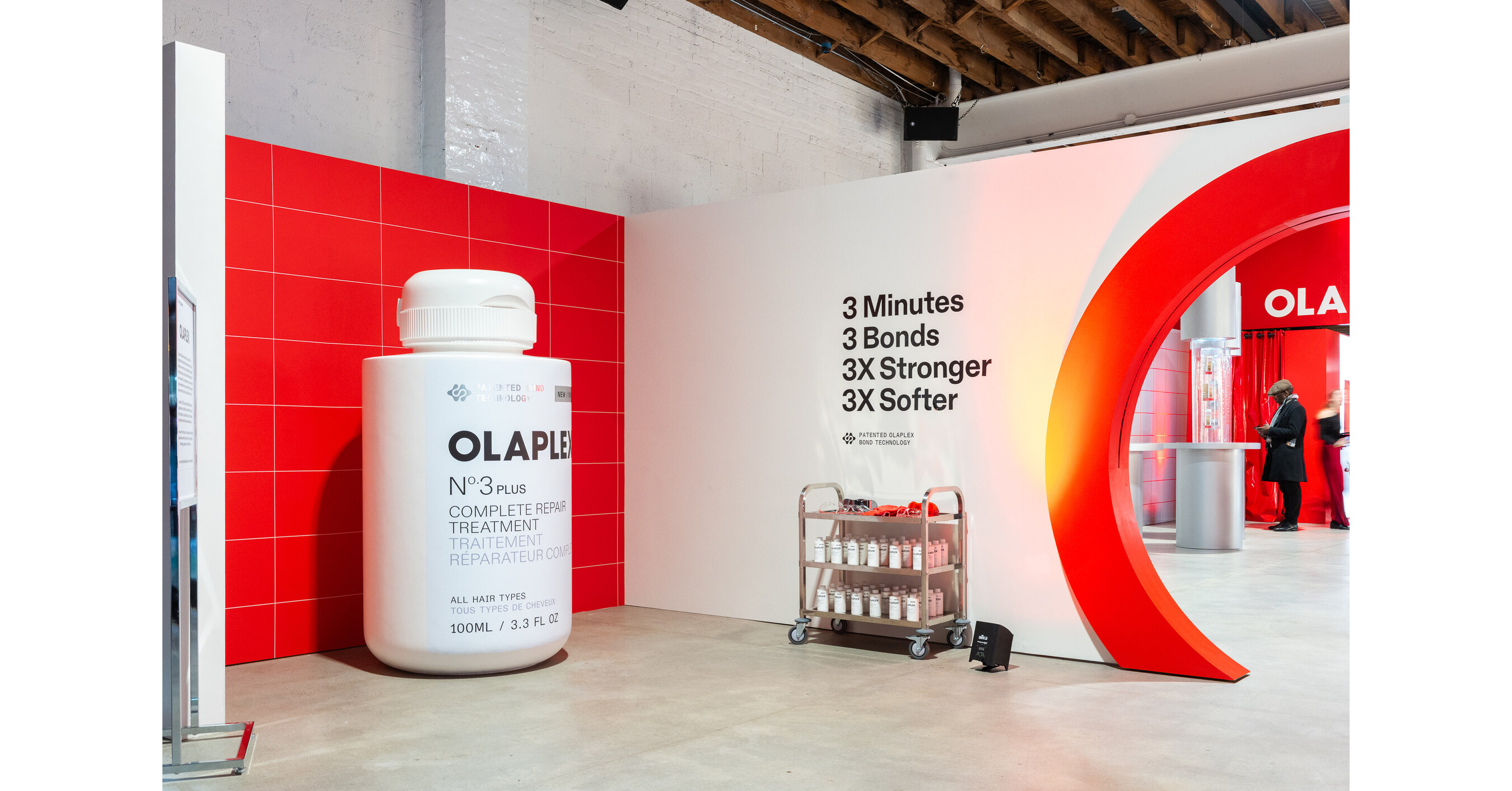 Pop Up Mob Brings OLAPLEX Nº 3 PLUS Science to Life Through "Olaplex ...