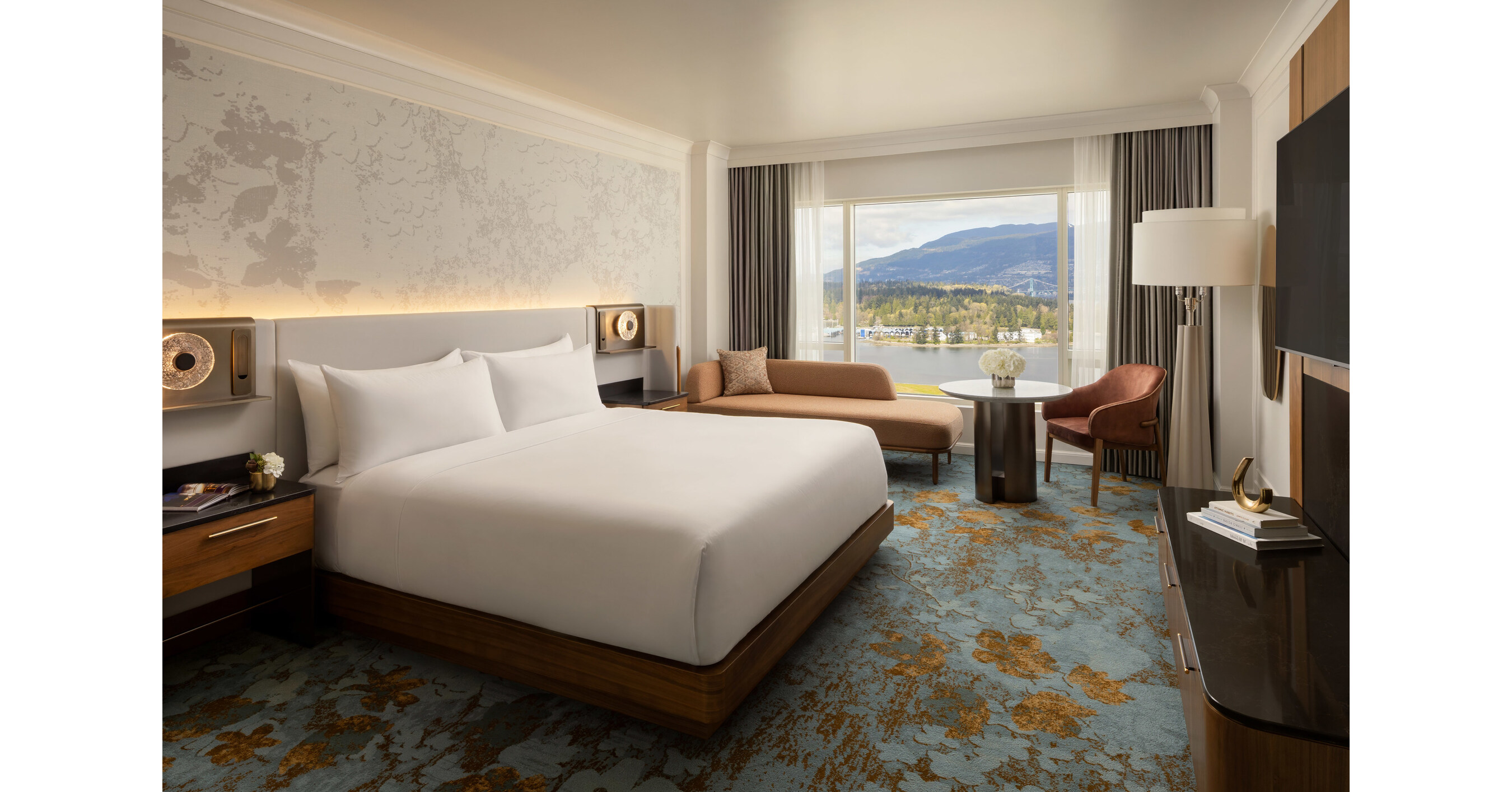 FAIRMONT WATERFRONT ANNOUNCES MULTI-YEAR RENOVATION PLAN