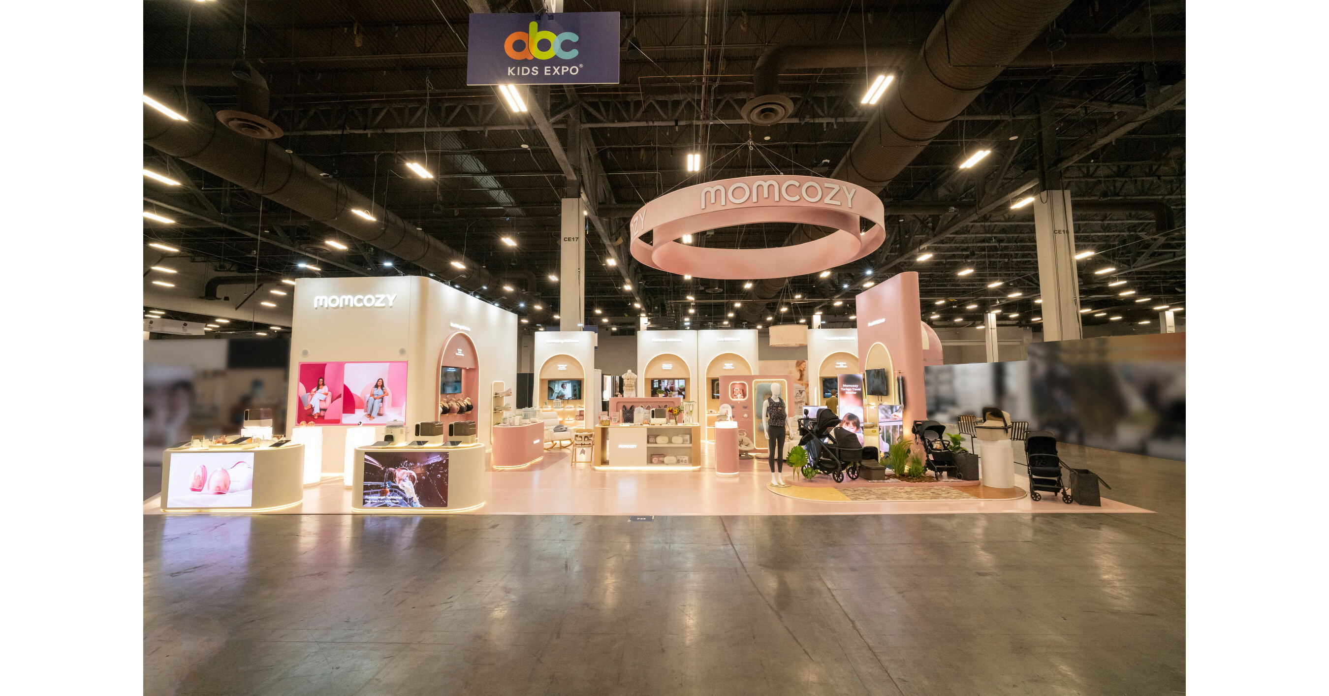 Momcozy Debuts New Maternal Care Innovations at ABC Kids Expo 2026
