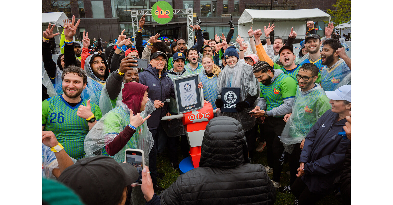 OLG Sets GUINNESS WORLD RECORDS™ Title, Celebrating Support for Local ...