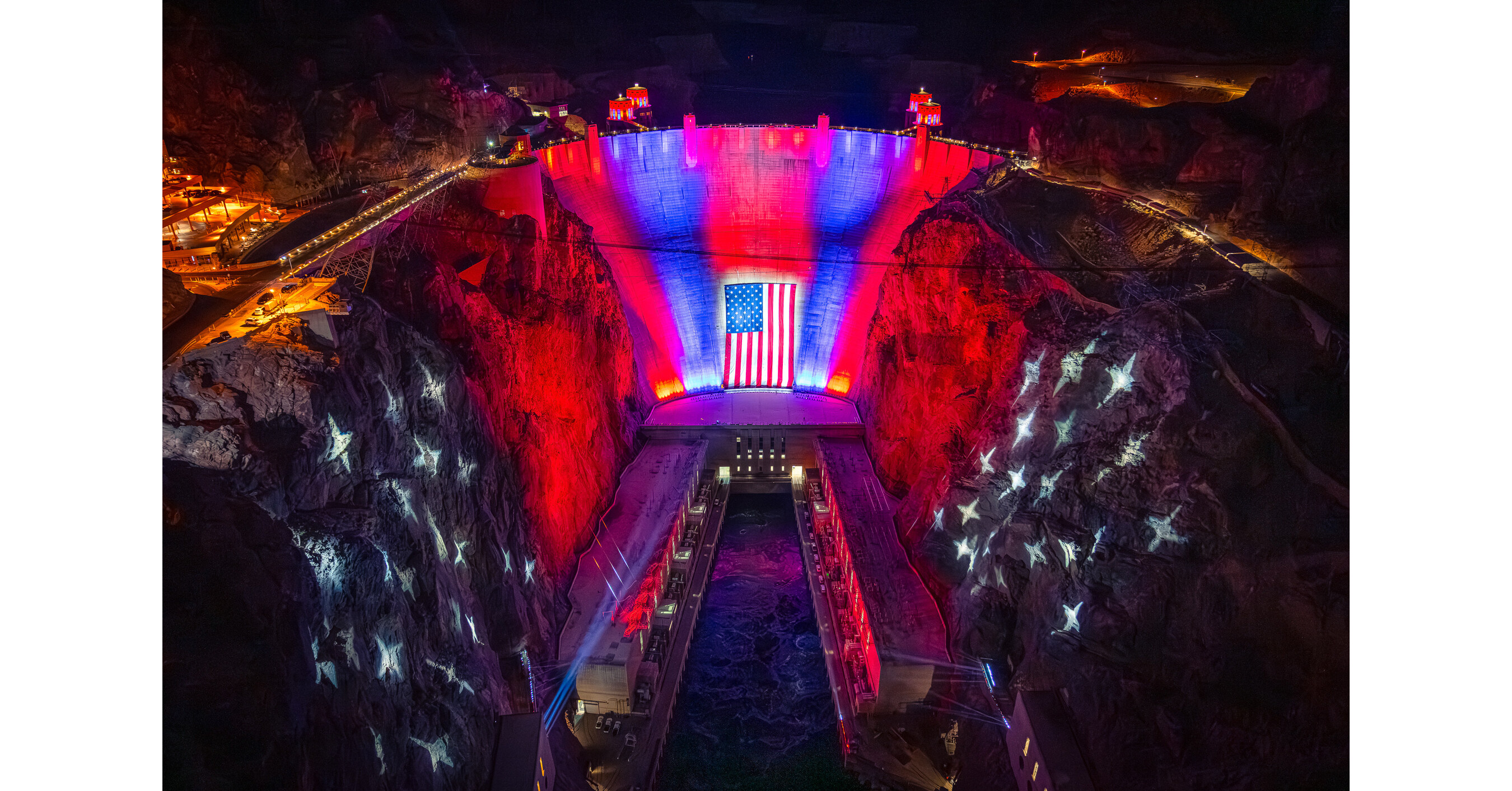 HOOVER DAM TRANSFORMED BY MOST AMBITIOUS PATRIOTIC DISPLAY IN ITS ...